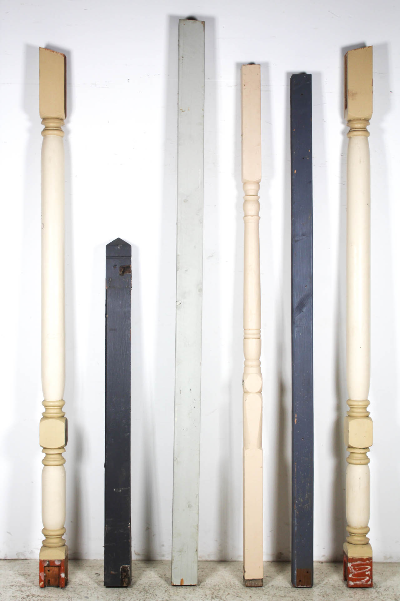 Recycled Timber Posts | Renovators Paradise - Recycled Timber Victoria