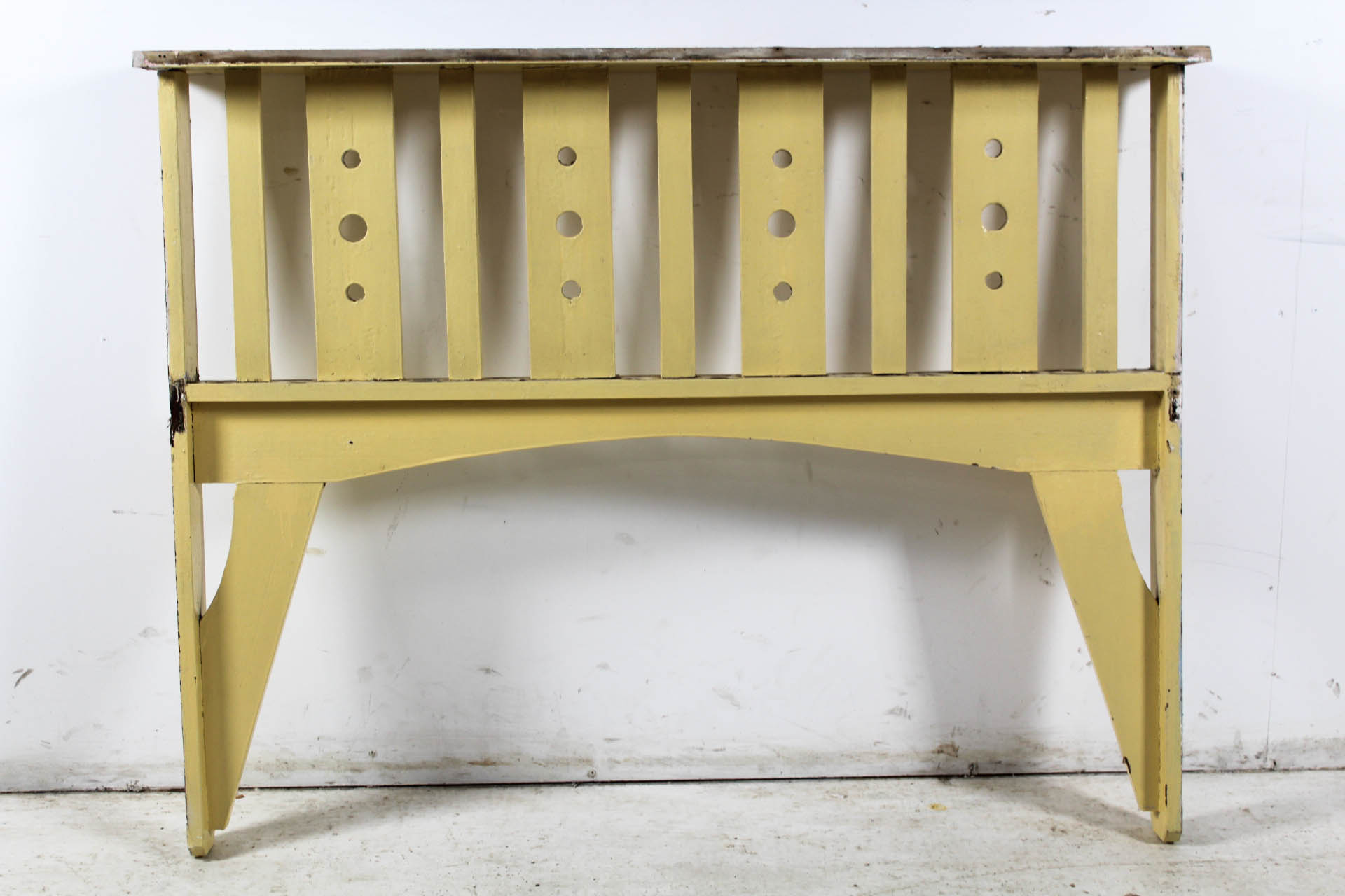 Hallway Timber Fretwork | Renovators Paradise