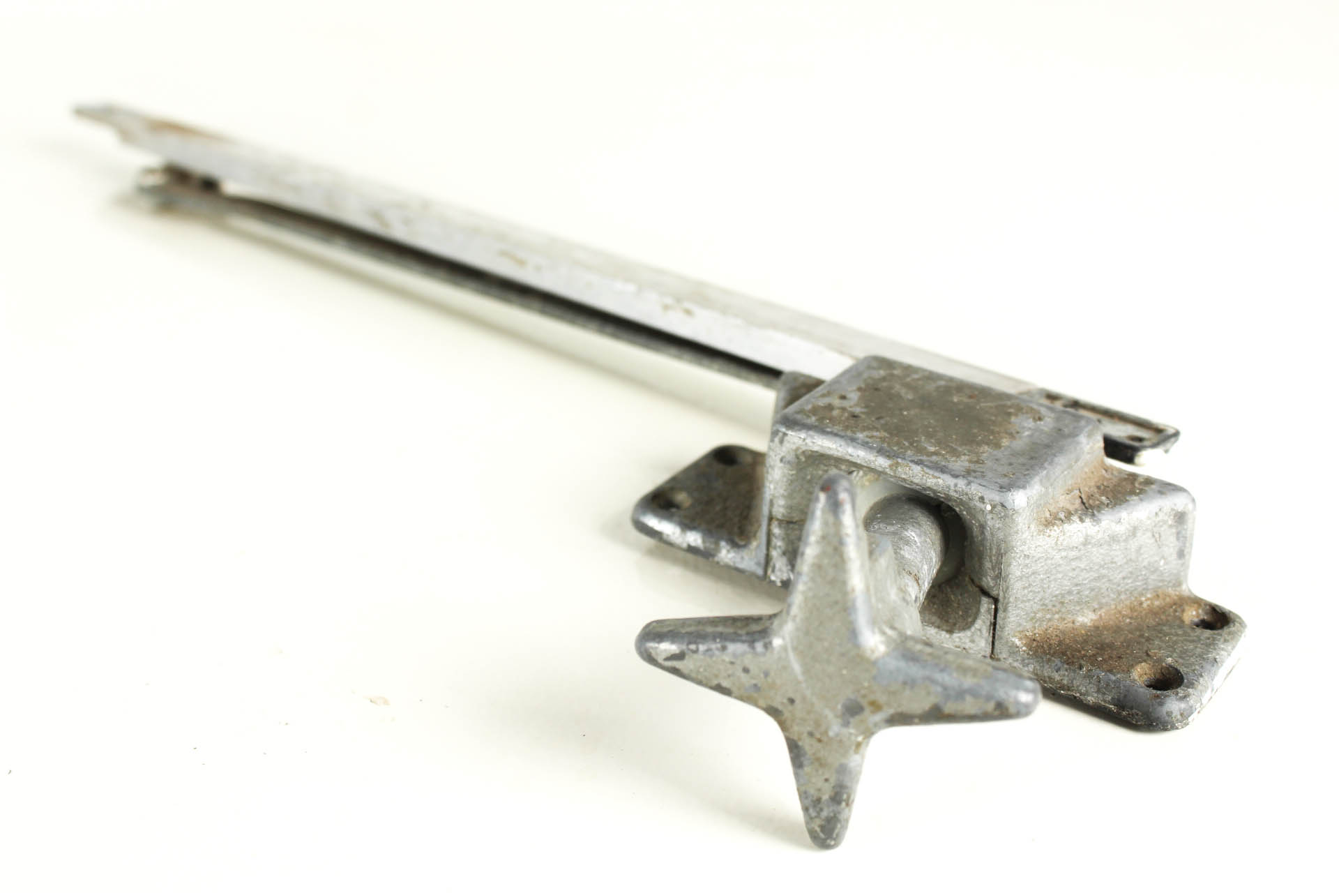 Steel Window Winders | Renovators Paradise - Period Window Winders