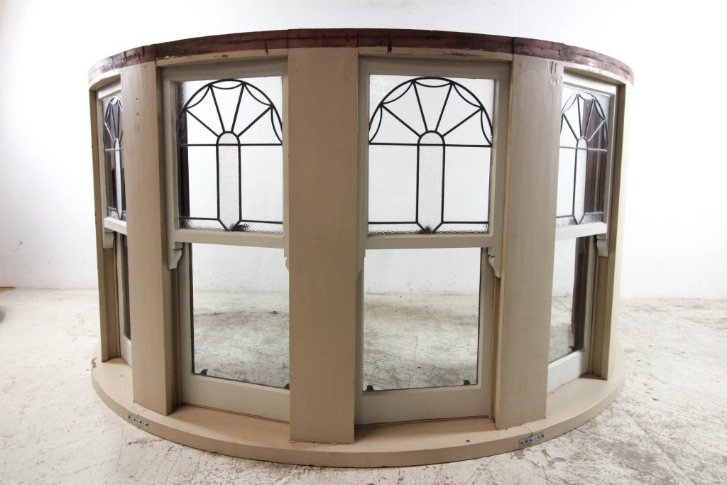 Amazing Leadlight Bay Window | Renovators Paradise