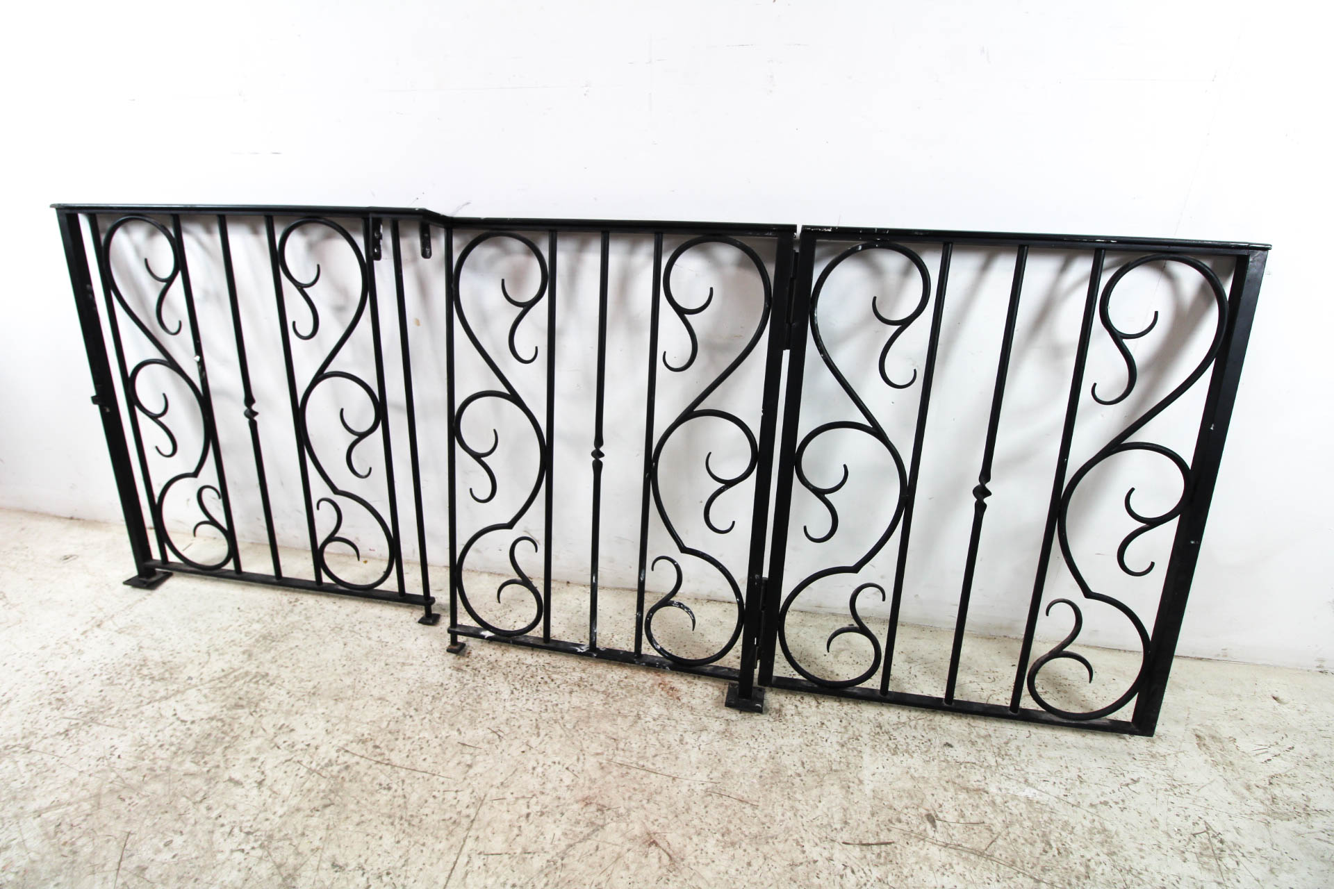 Heavy Iron Gate Set | Renovators Paradise - Iron Gates Melbourne