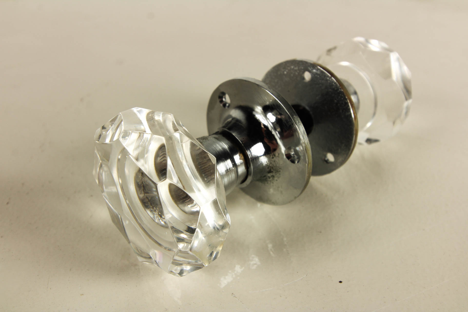 Glass And Crystal Handles | Renovators Paradise - Recycled Handles