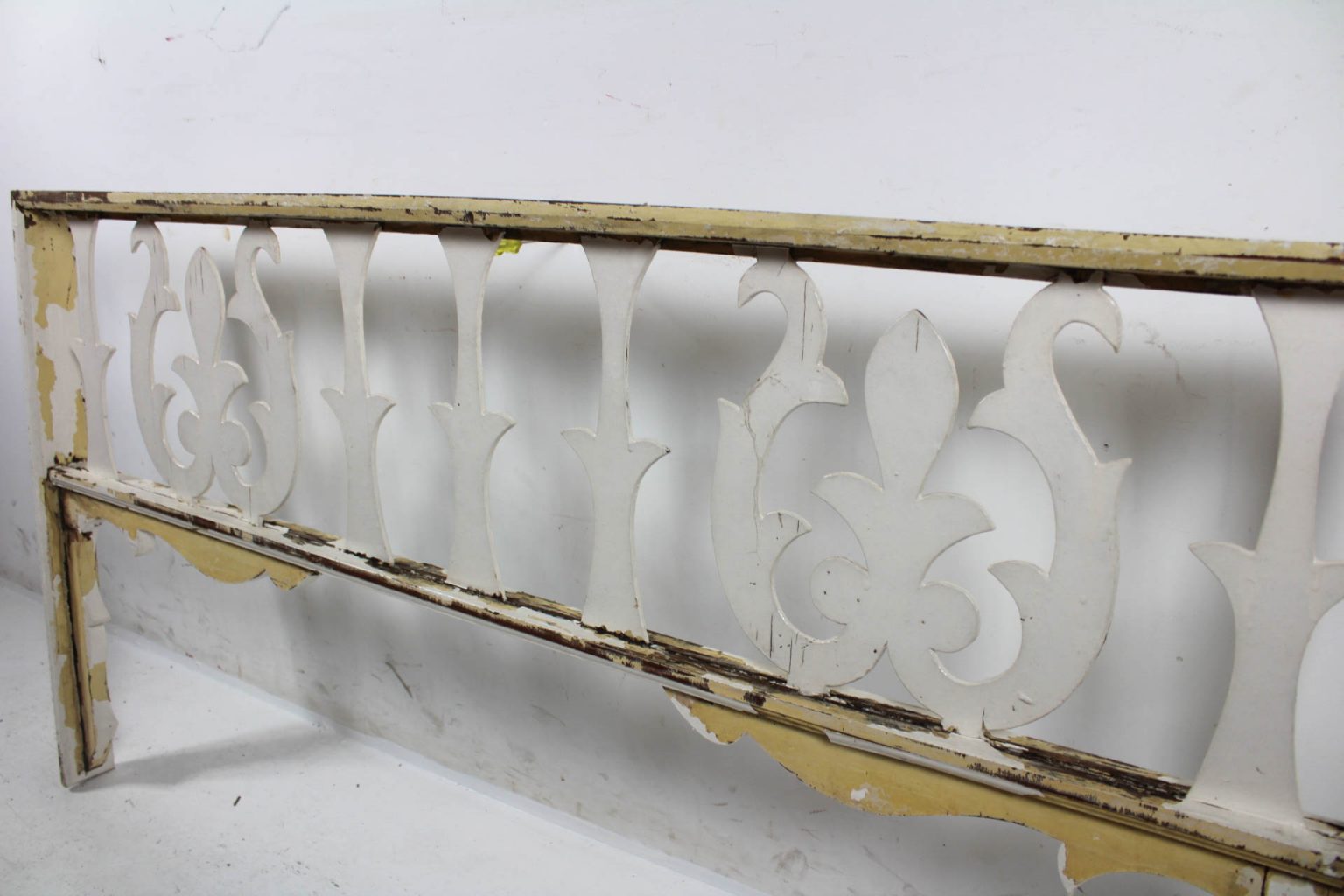 Budget Hallway Fretwork | Renovators Paradise