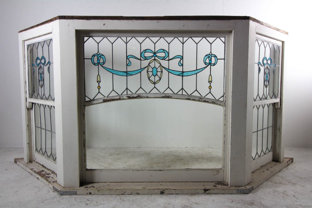 Outstanding Bay Window | Renovators Paradise - Bay Window