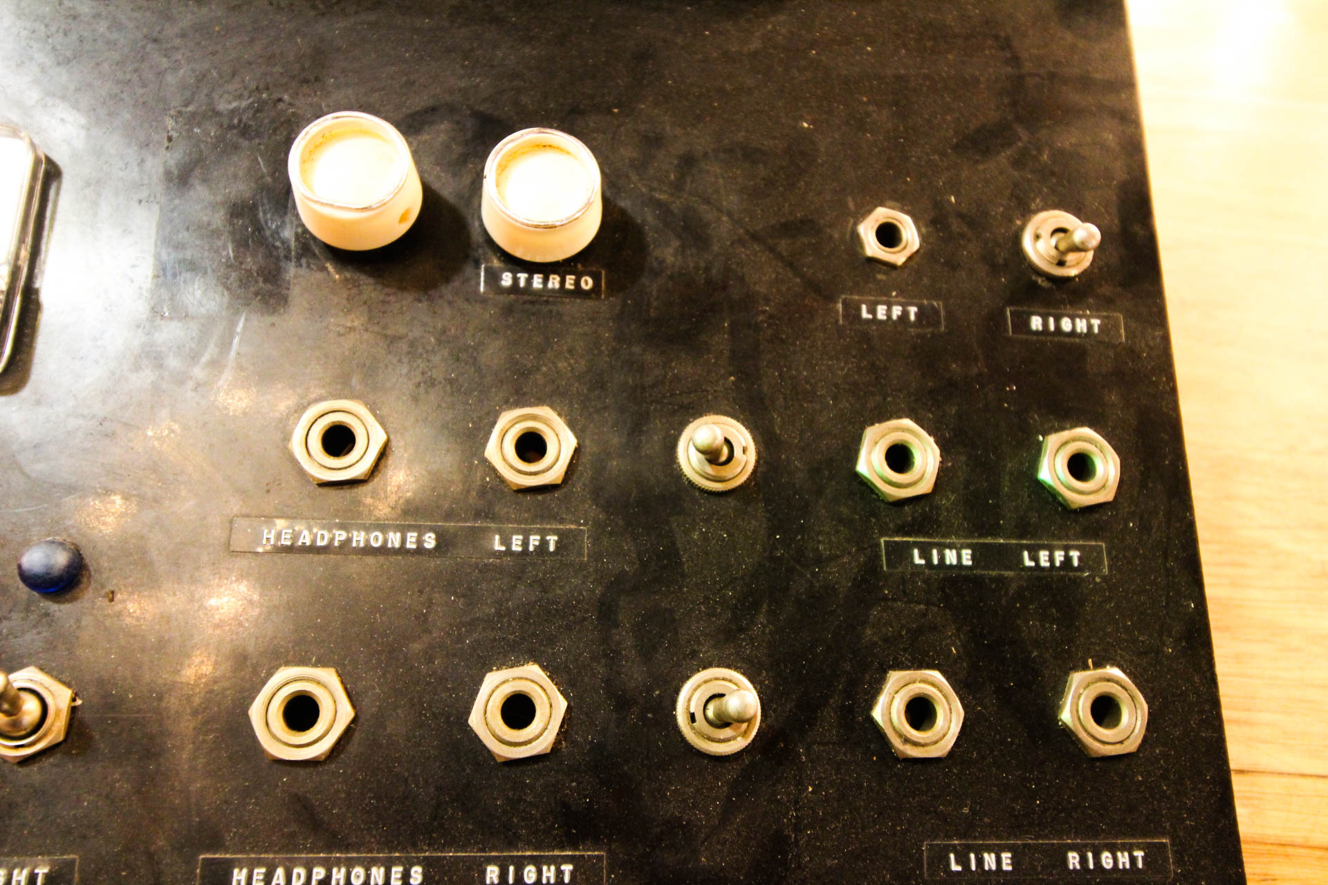 Classic Stereo Interface | Renovators Paradise - Old Skool Baby