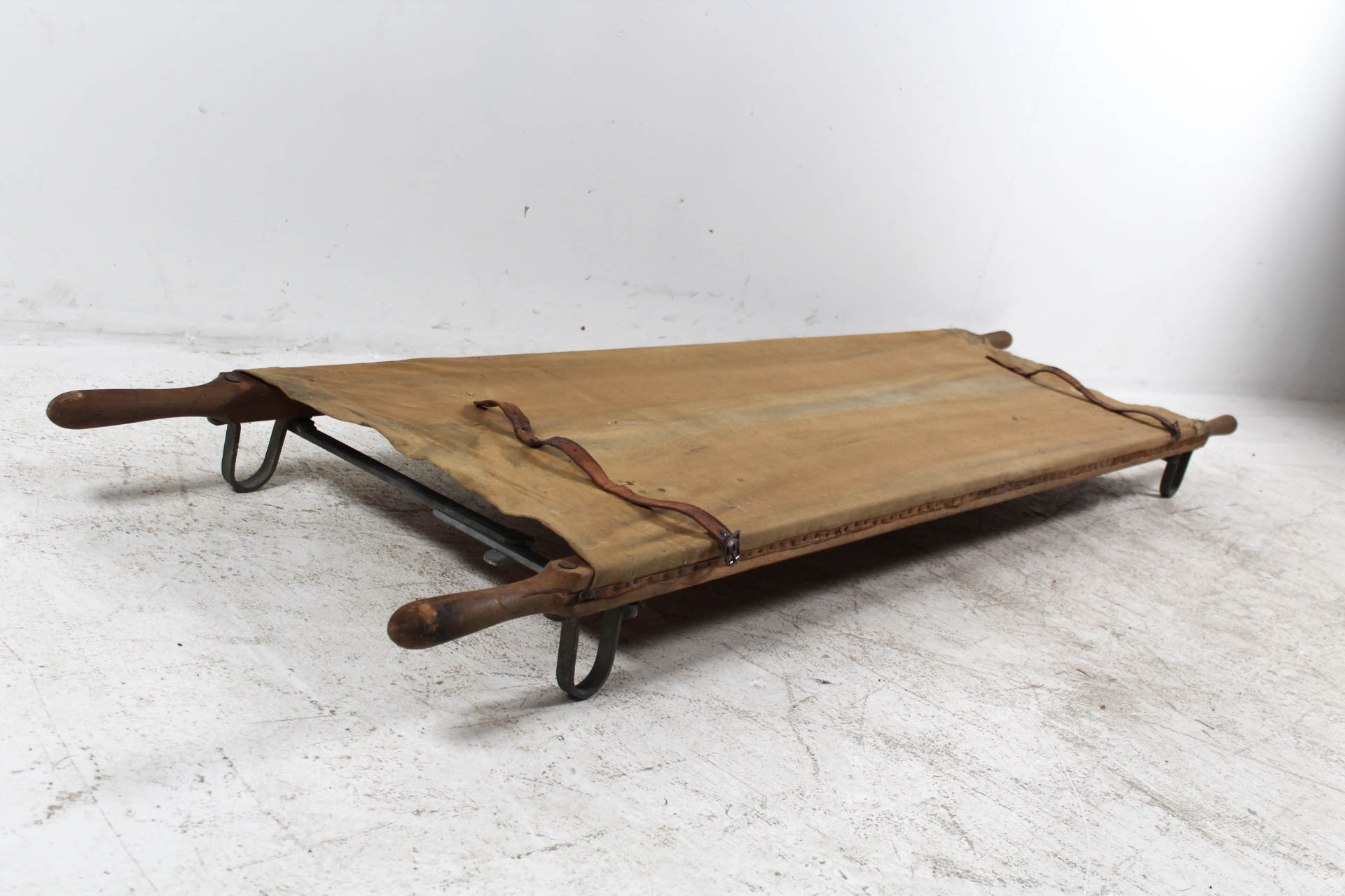 The Garry Lyon Stretcher | Renovators Paradise - Rare Stuff