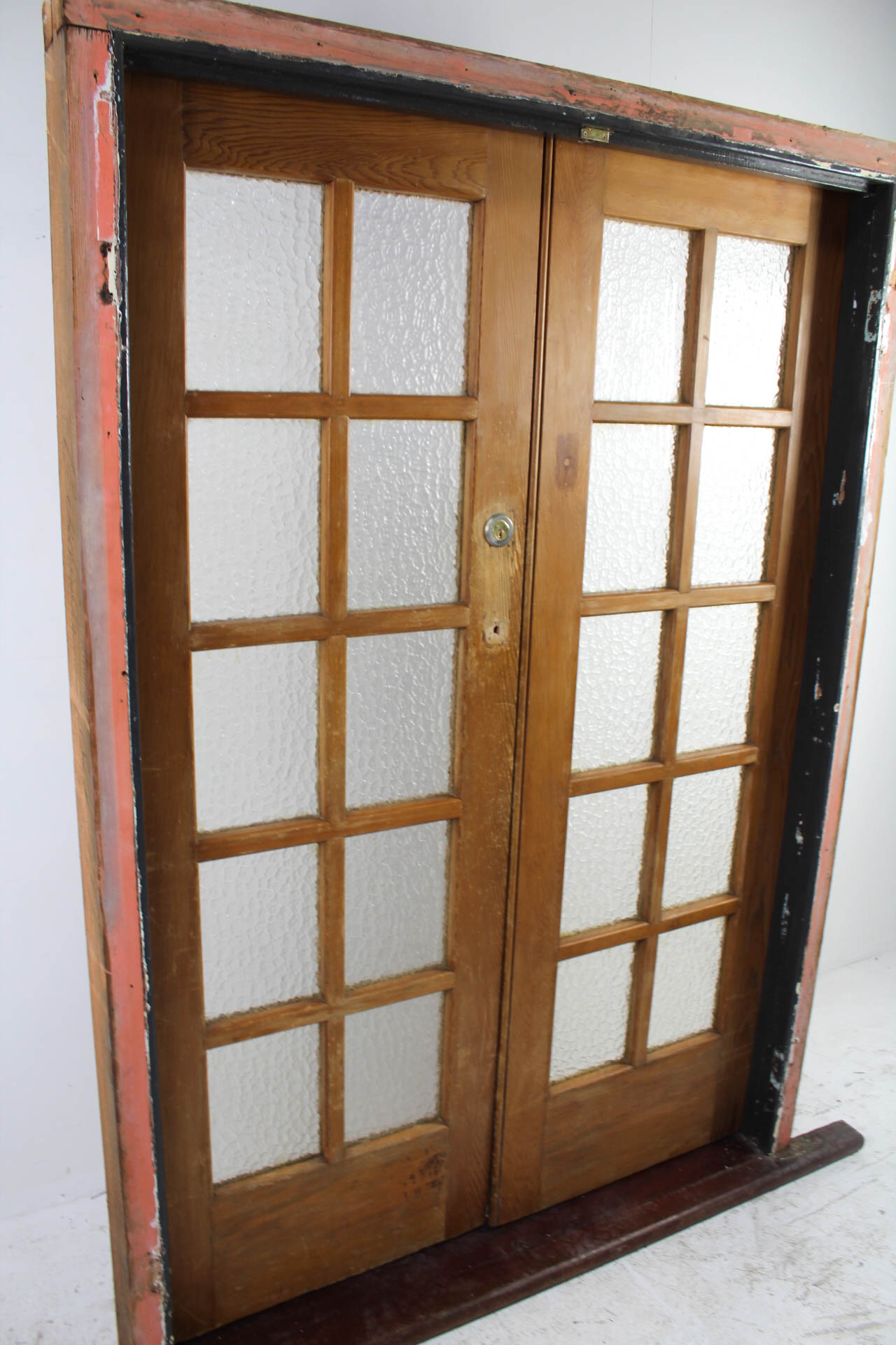 Colonial Entrance Way | Renovators Paradise Colonial Entrance Way