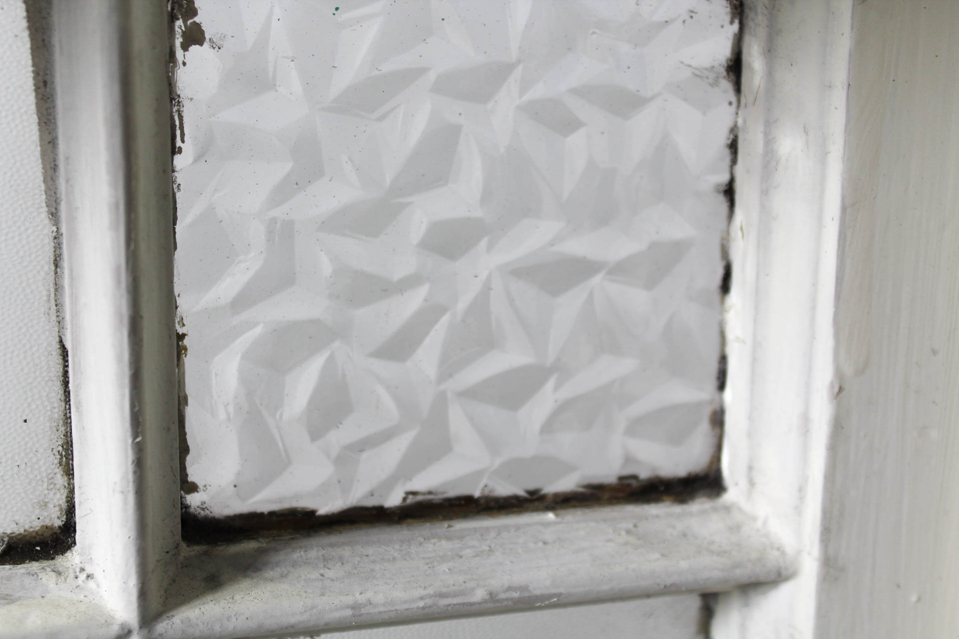 Triple Hung Deco Windows | Renovators Paradise - Recycled