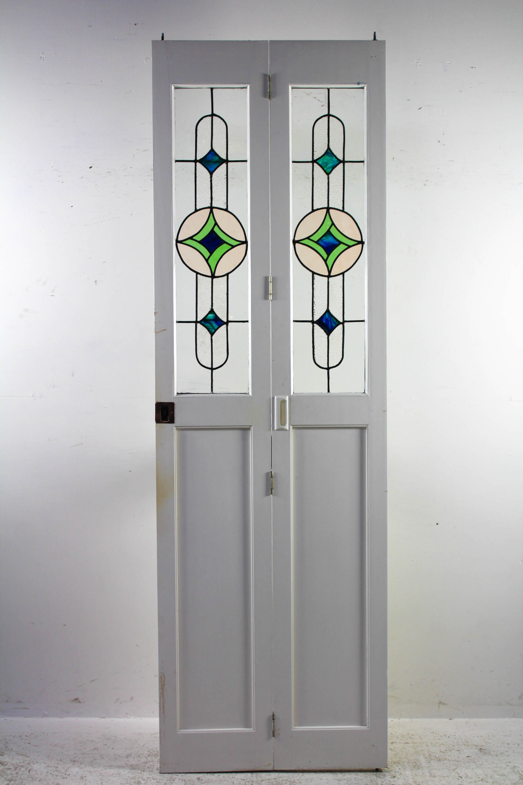 Leadlight Bi Fold Door Set | Renovators Paradise - Recycled Doors