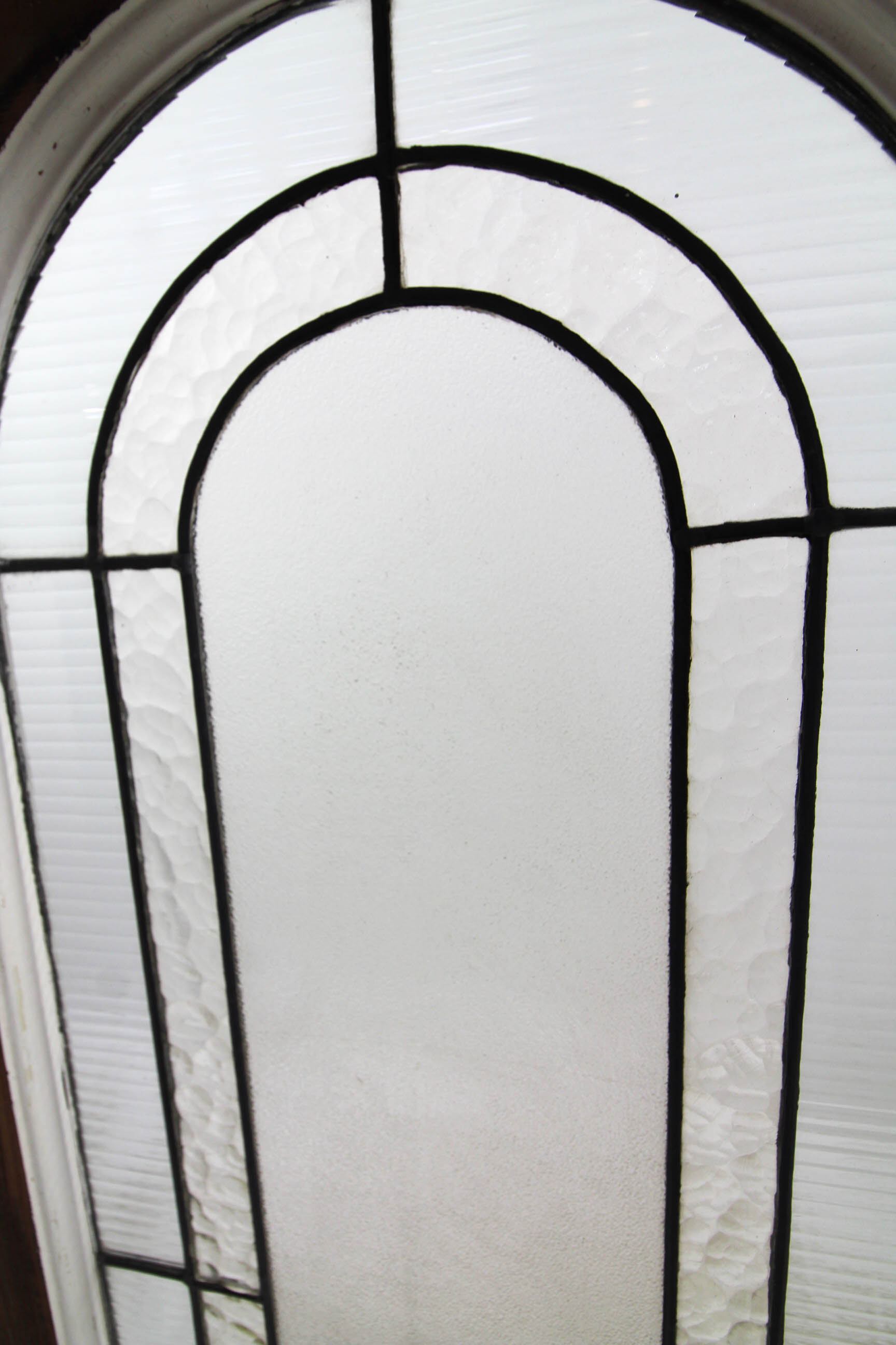 Arched Leadlight Highlights | Renovators Paradise - recycled