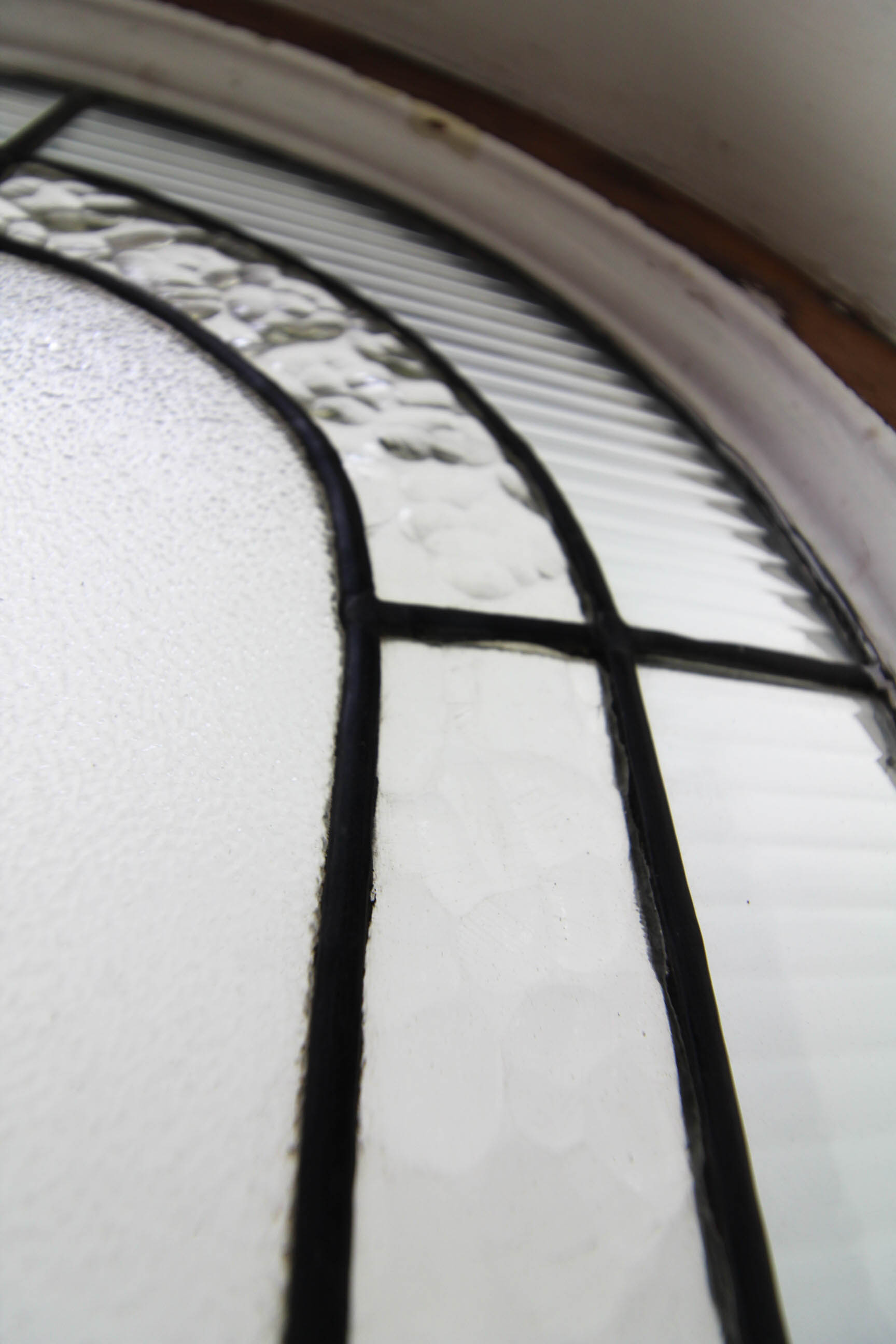 Arched Leadlight Highlights | Renovators Paradise - recycled