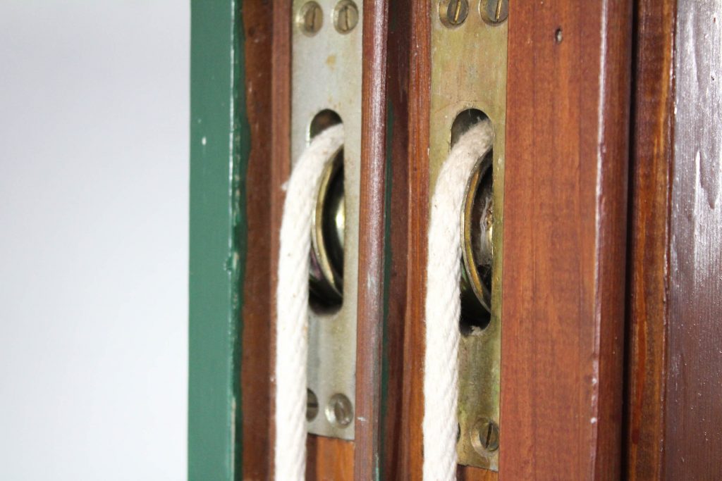 Quad Sash Cedar Window | Renovators Paradise - Recycled