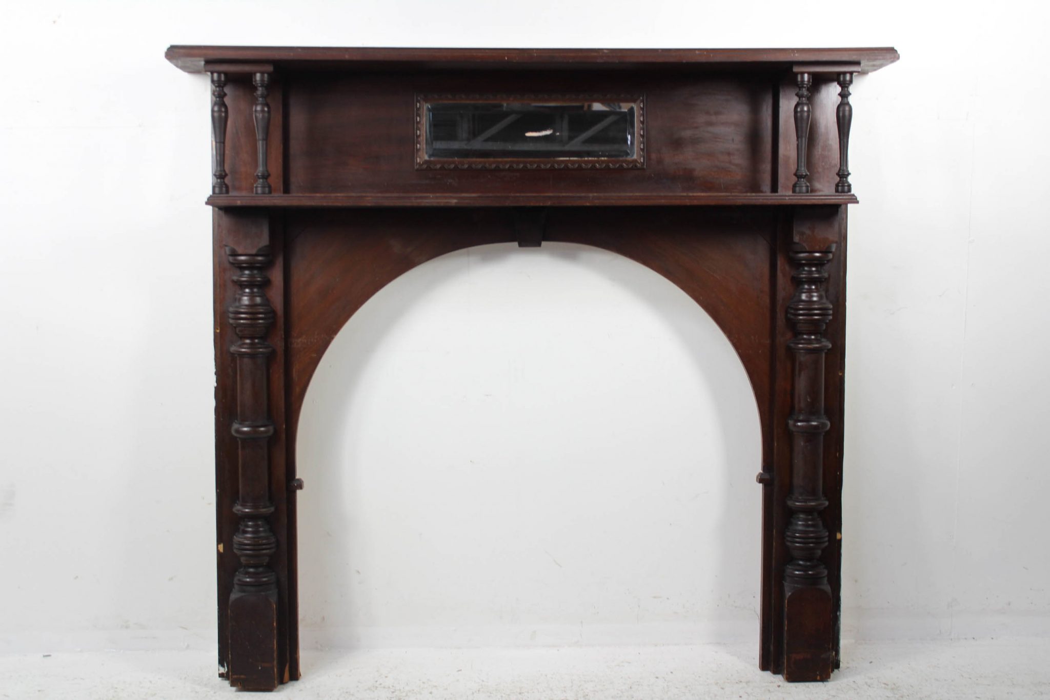 Arched Victorian Mantle | Renovators Paradise - Recycled Materials