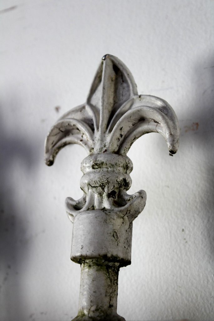 Heavy Glen Iris Gate | Renovators Paradise - Recycled