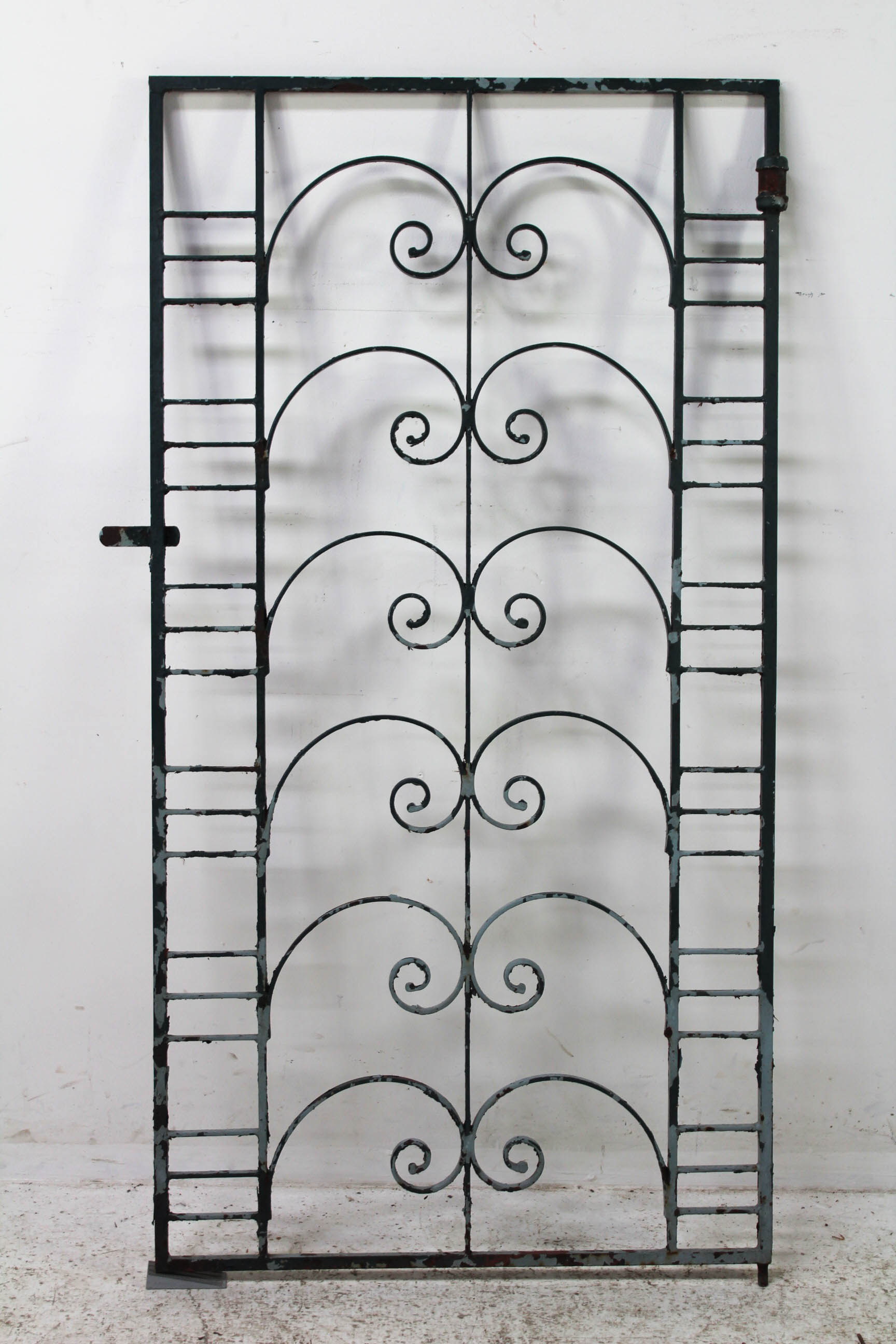 Narrow Glen Iris Gate | Renovators Paradise - Recycled