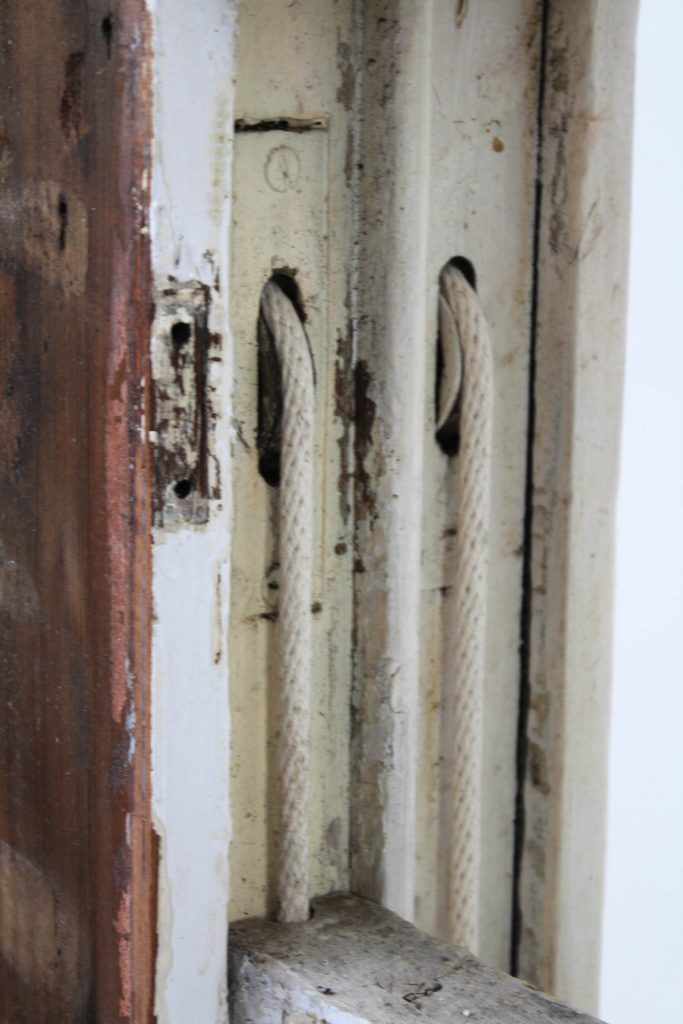 Recycled Kew Sash Window | Renovators Paradise - Recycled Windows