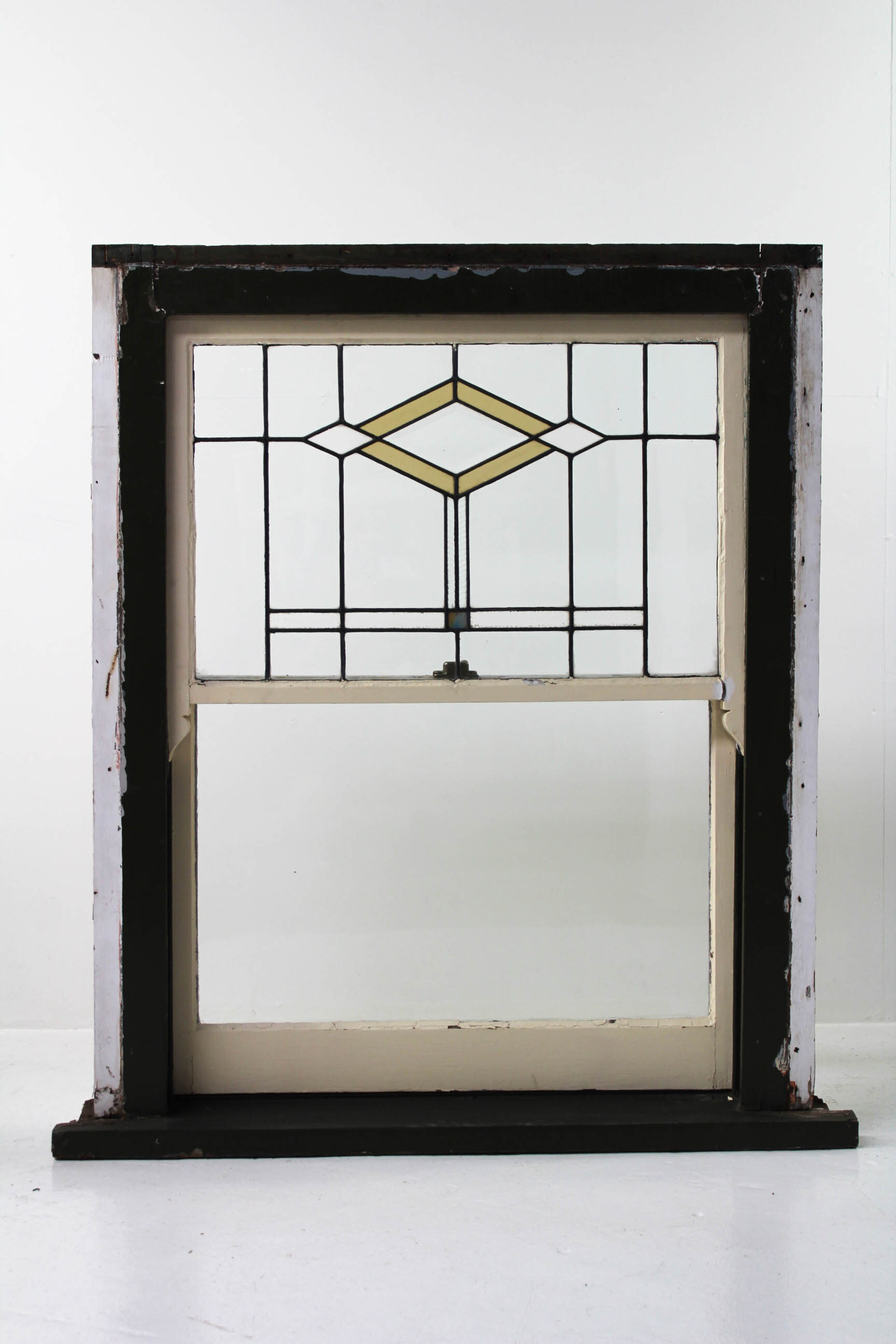 Kew Leadlight Window | Renovators Paradise Pristine Leadlight