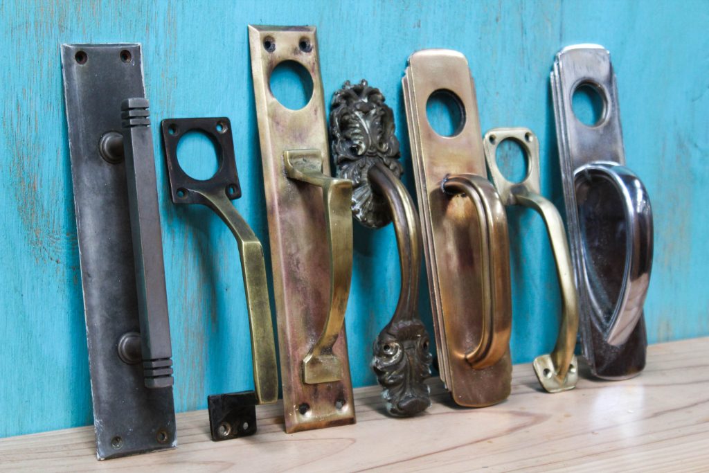 Classic Front Pull Handles | Renovators Paradise Front Pull Handles