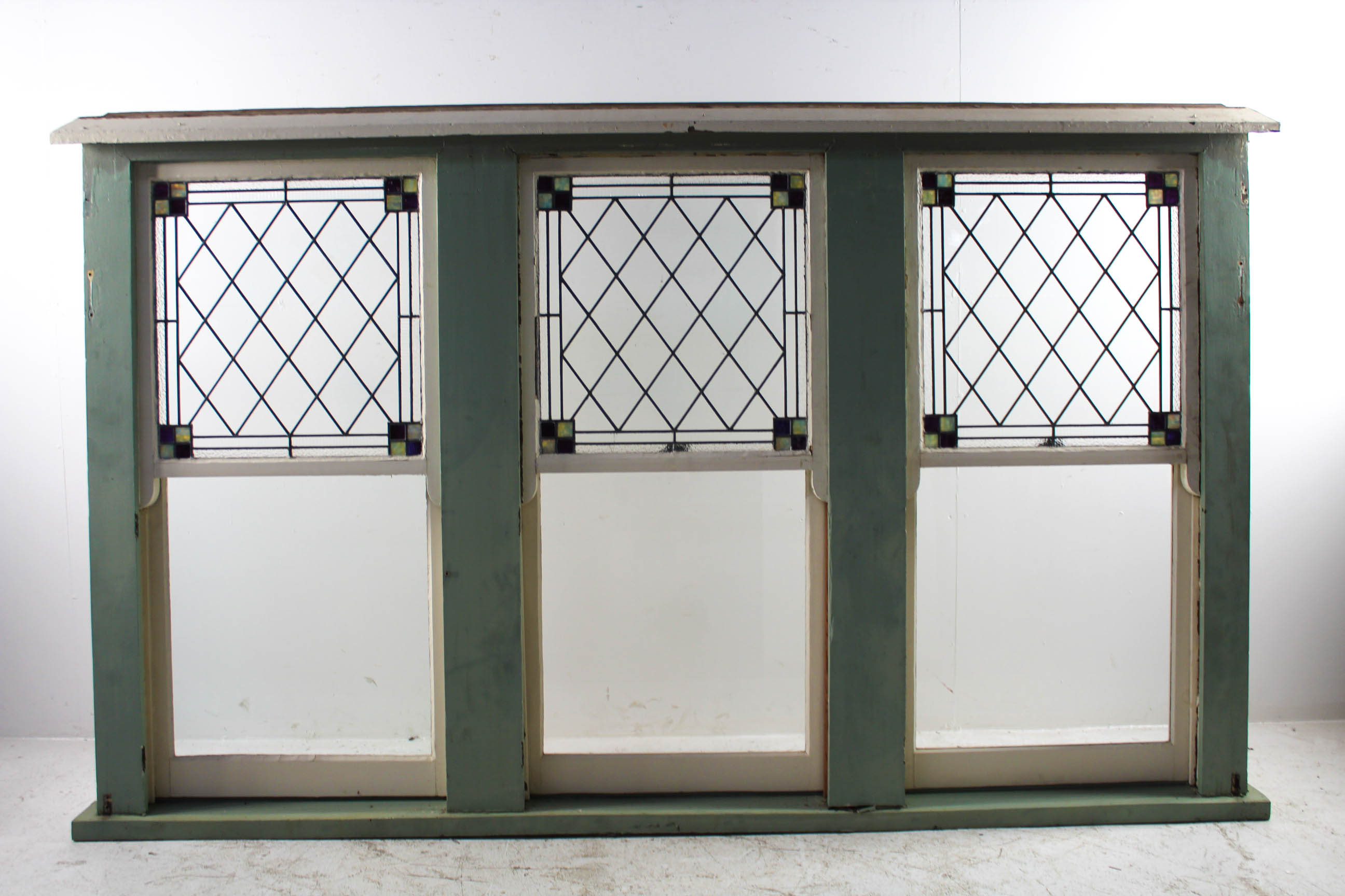 Stunning Triple Sash Window | Renovators Paradise Stunning Triple