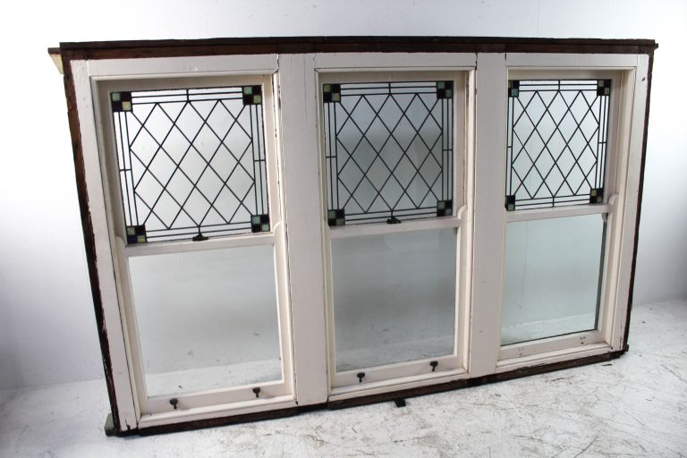 Stunning Triple Sash Window | Renovators Paradise Stunning Triple