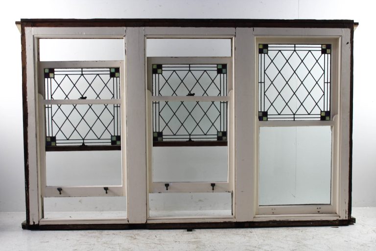 Stunning Triple Sash Window | Renovators Paradise Stunning Triple