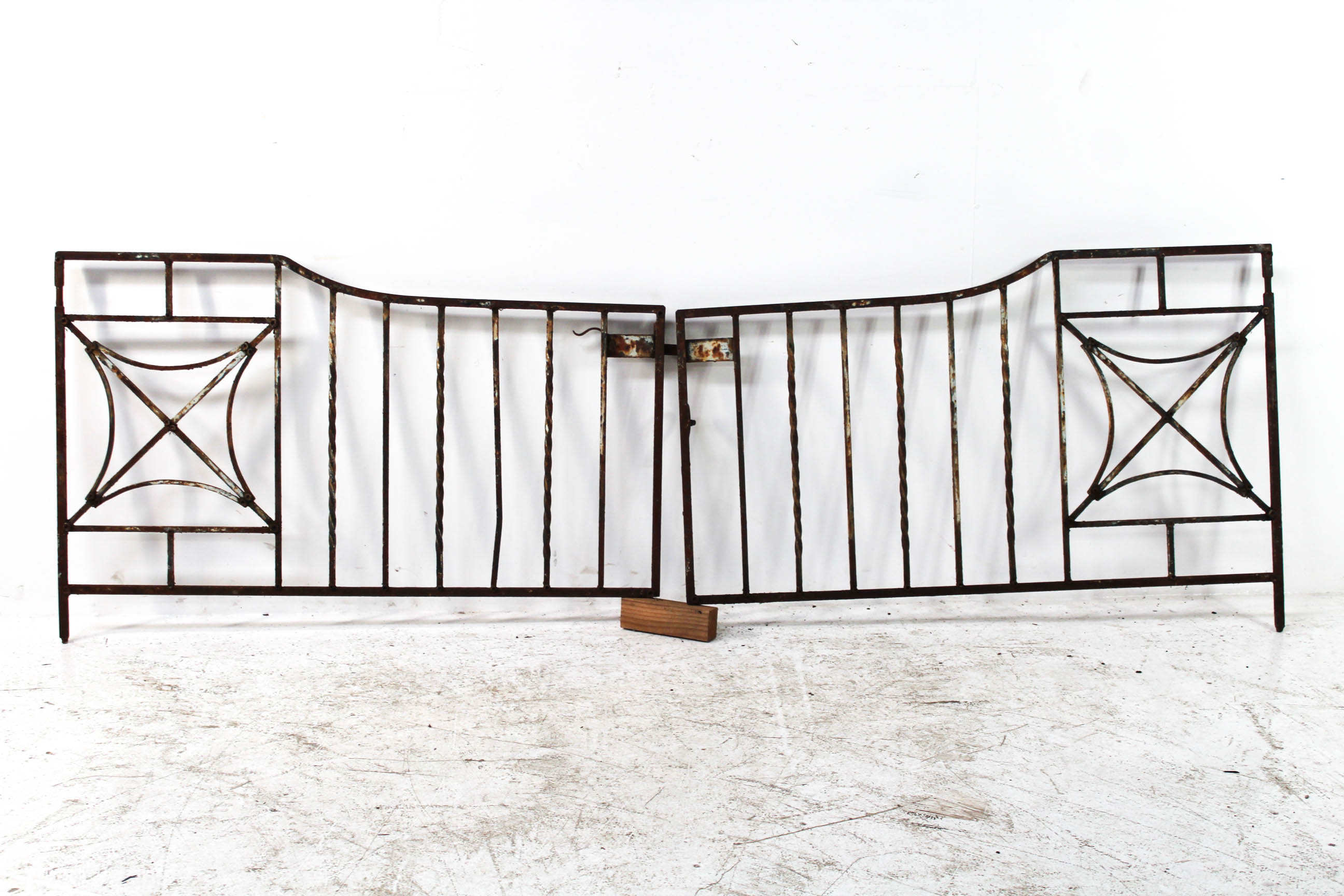 Vintage Gate Set | Renovators Paradise Vintage Gate Set