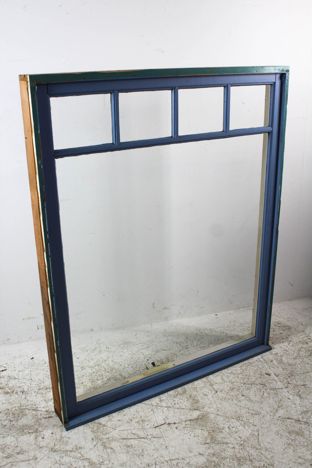 Feature Top Awning Window | Renovators Paradise Feature Top