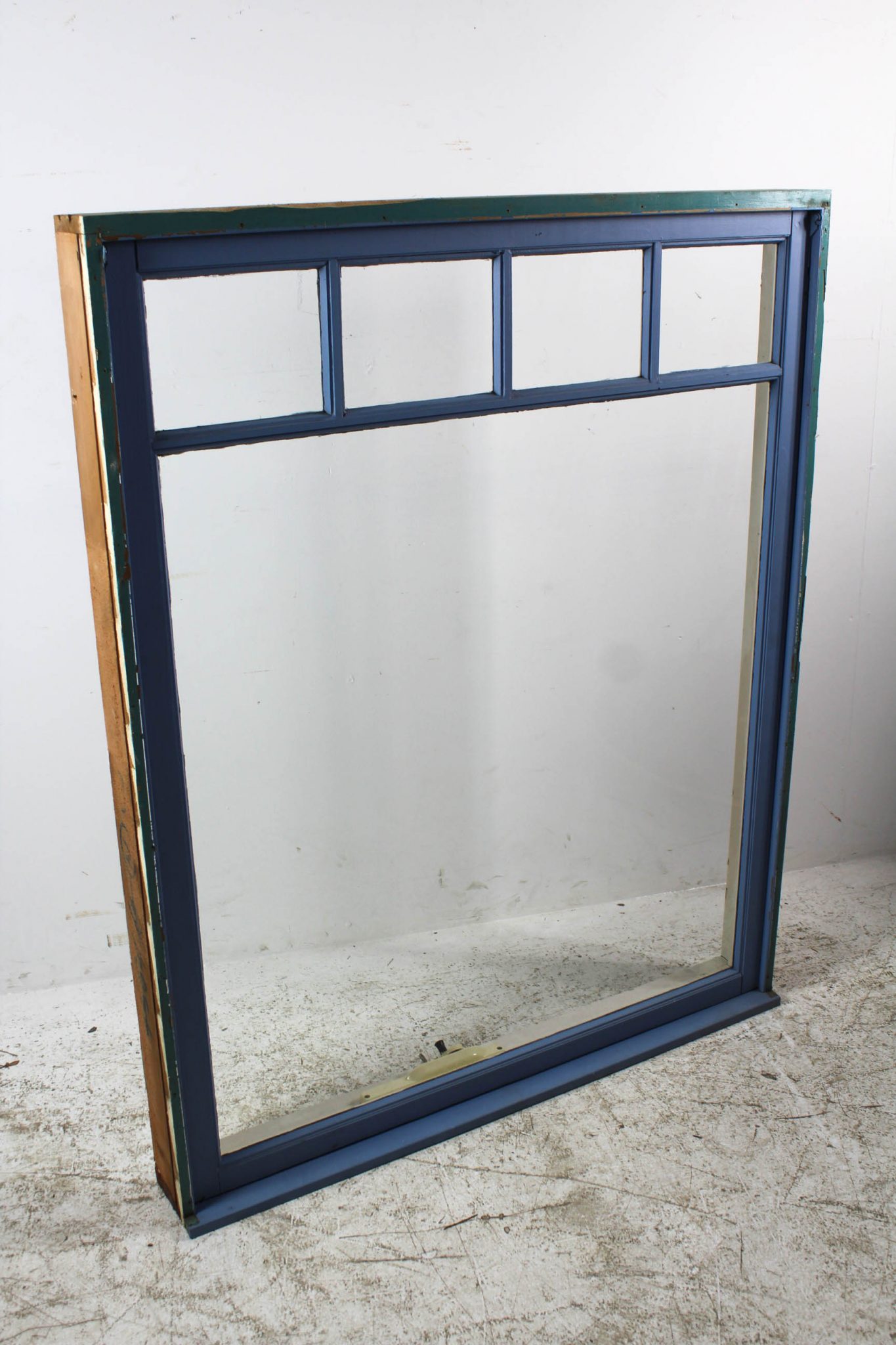 Feature Top Awning Window | Renovators Paradise Feature Top