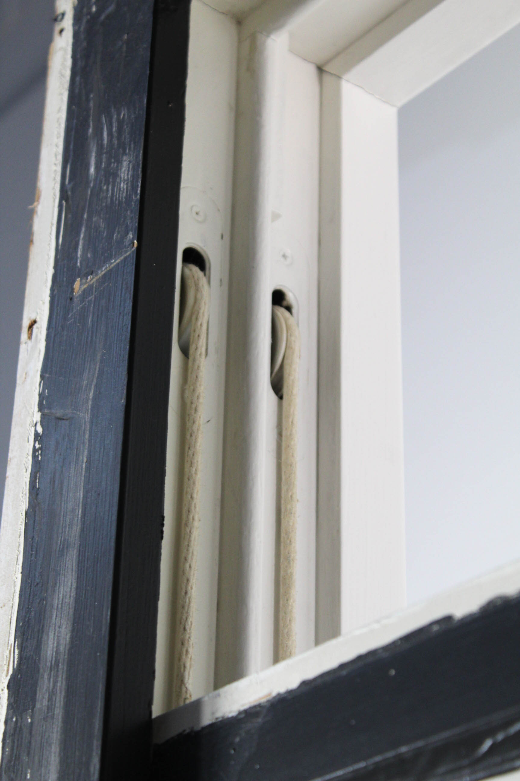 Large Colonial Sash Windows | Renovators Paradise Sash Windows