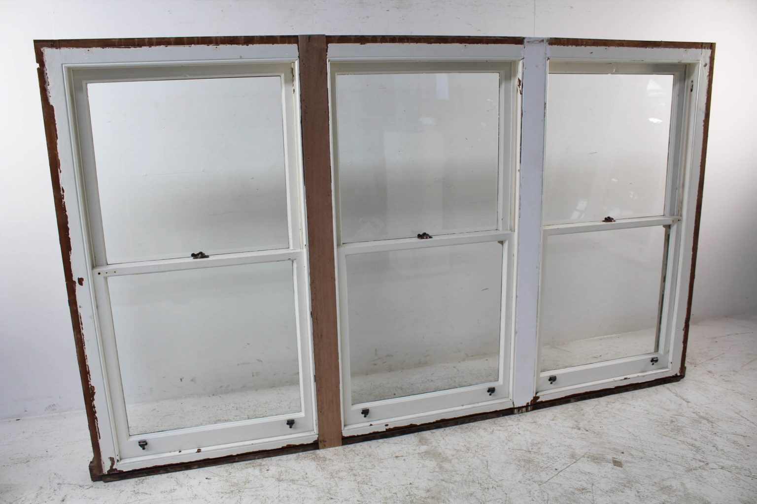 Restored Triple Hung Window | Renovators Paradise Hung Window