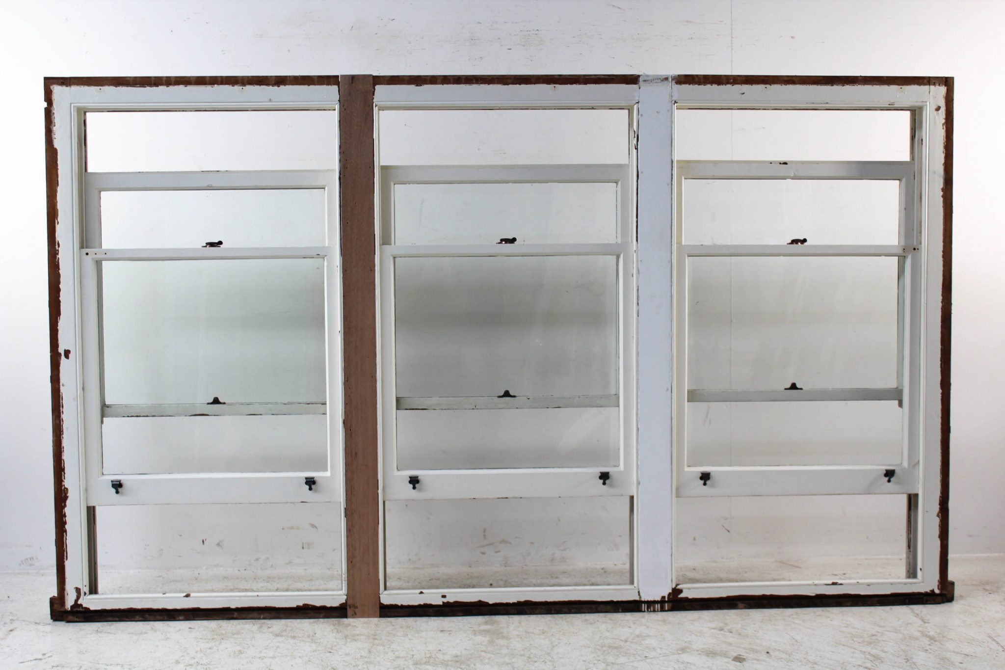 Restored Triple Hung Window | Renovators Paradise Hung Window