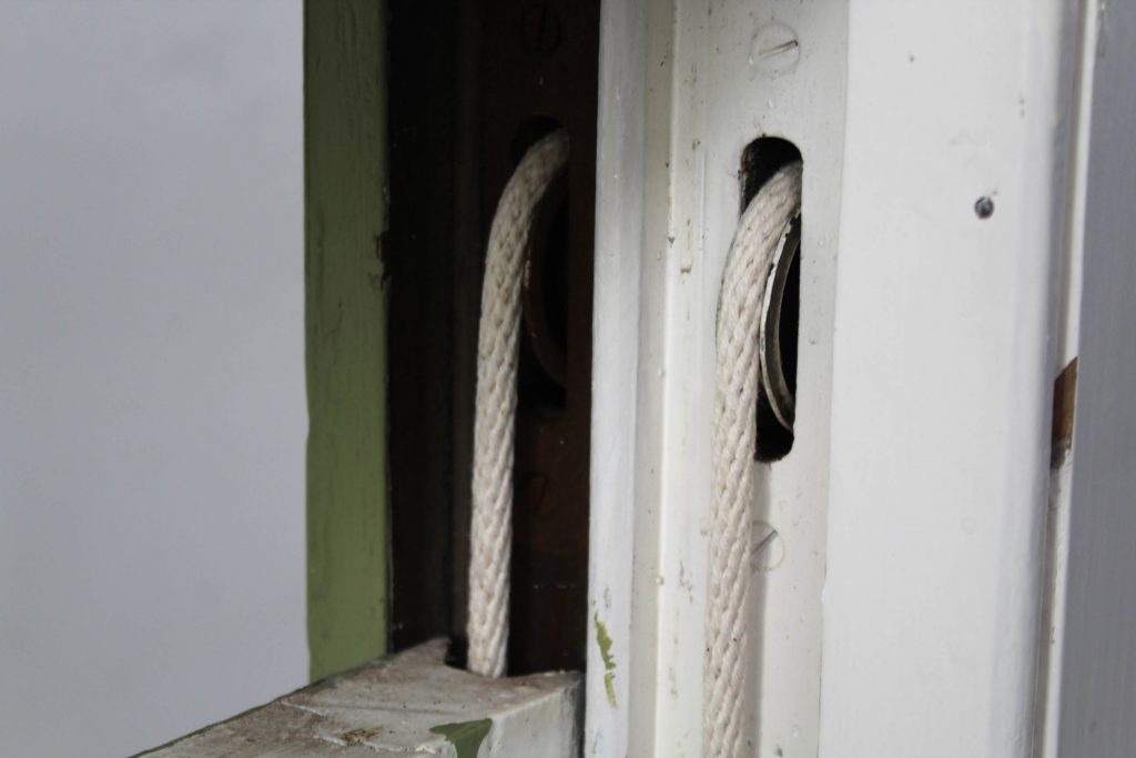 Triple Colonial Sash Window | Renovators Paradise Colonial Sash Window