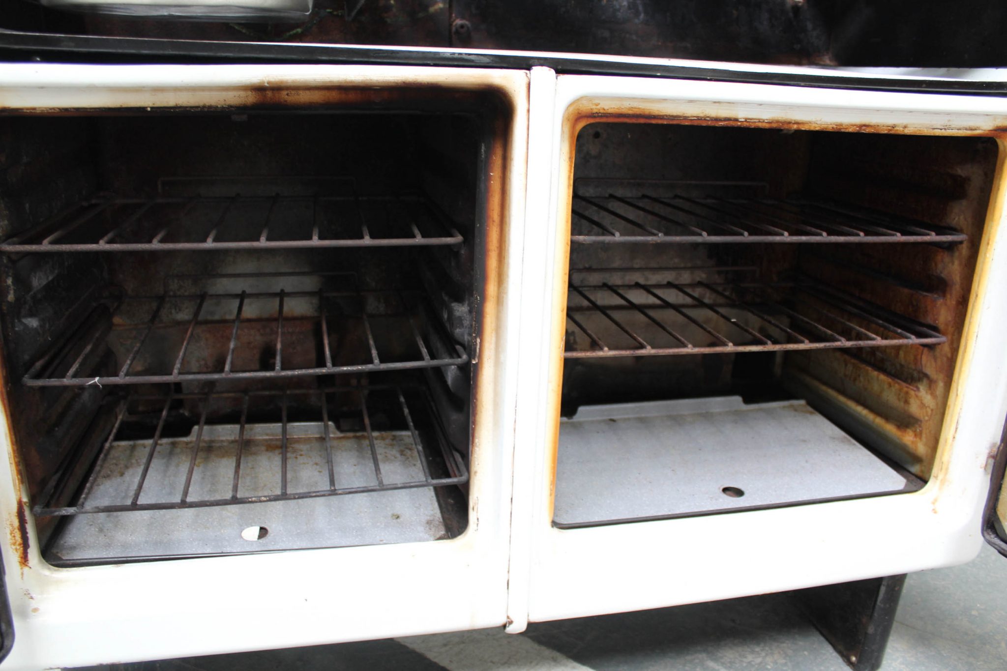 Regulo New World Oven | Renovators Paradise Regulo New World Oven