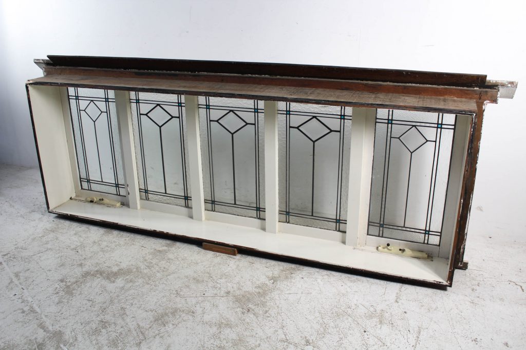 Rare Leadlight 5 Pane Window | Renovators Paradise