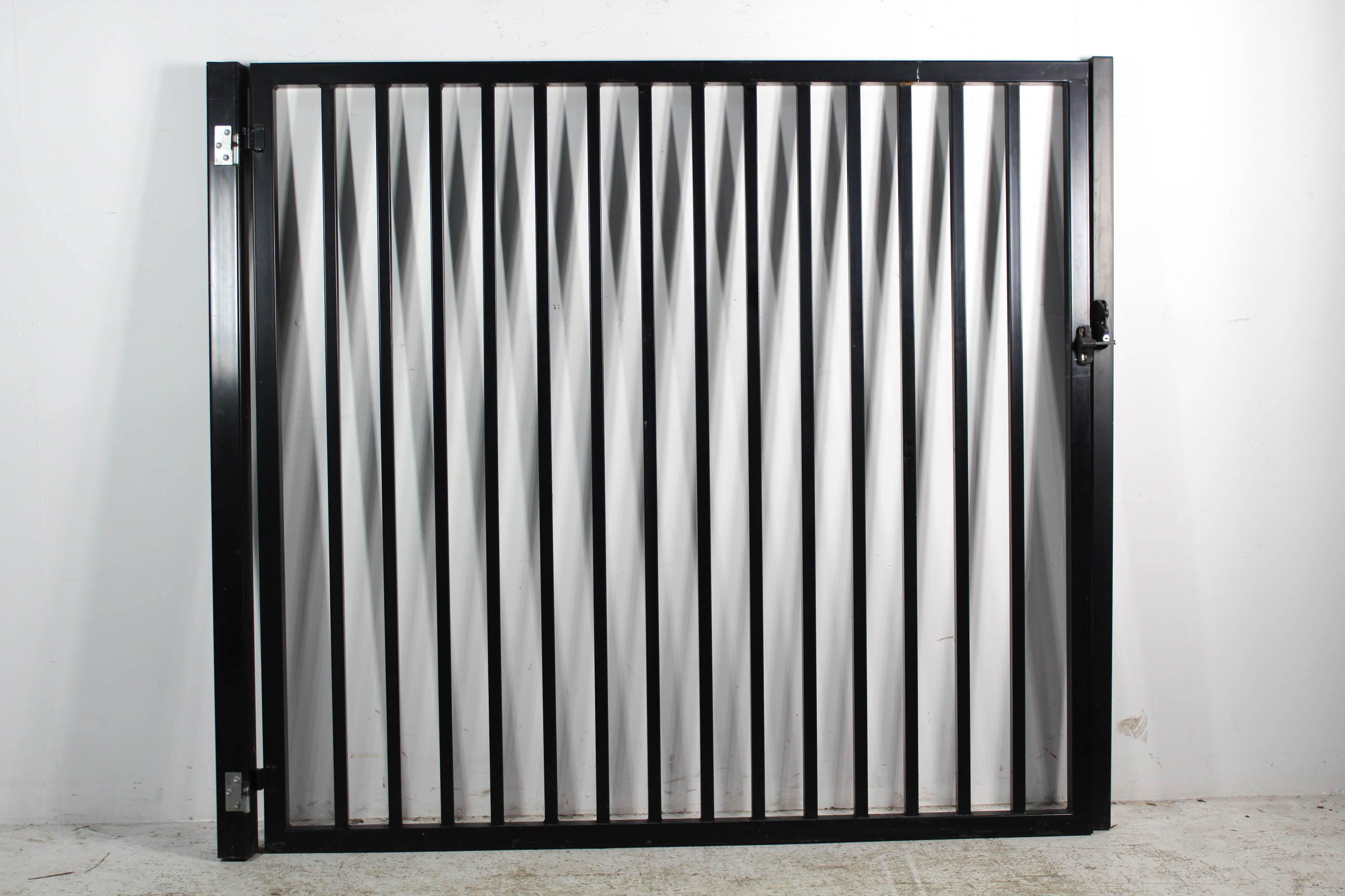 Oversized Hawthorn Gate | Renovators Paradise Hawthorn Gate