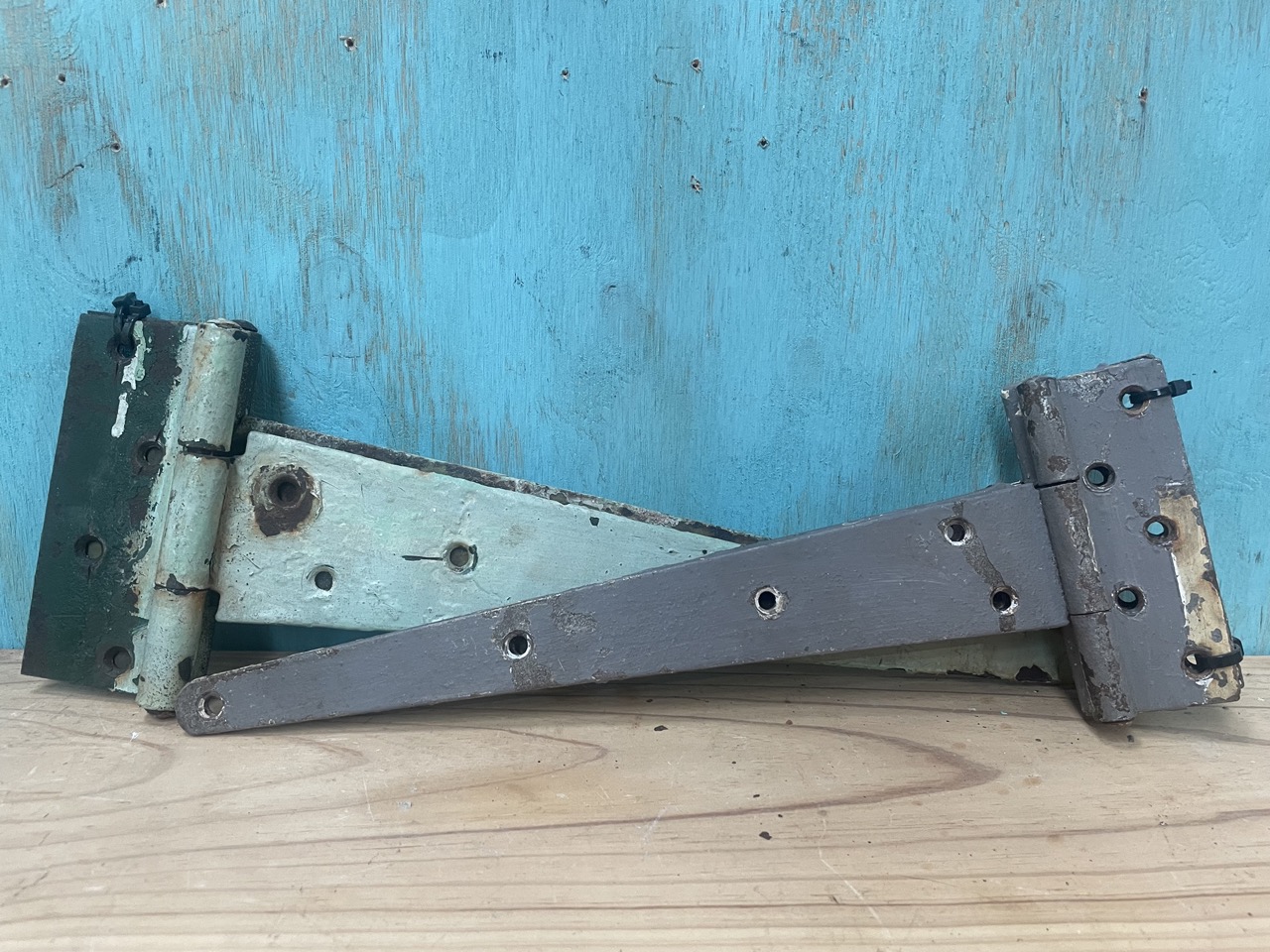 Barn Hinge Sets | Renovators Paradise