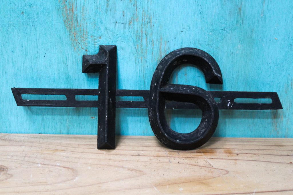 Classic House Numbers | Renovators Paradise - Vintage House Numbers