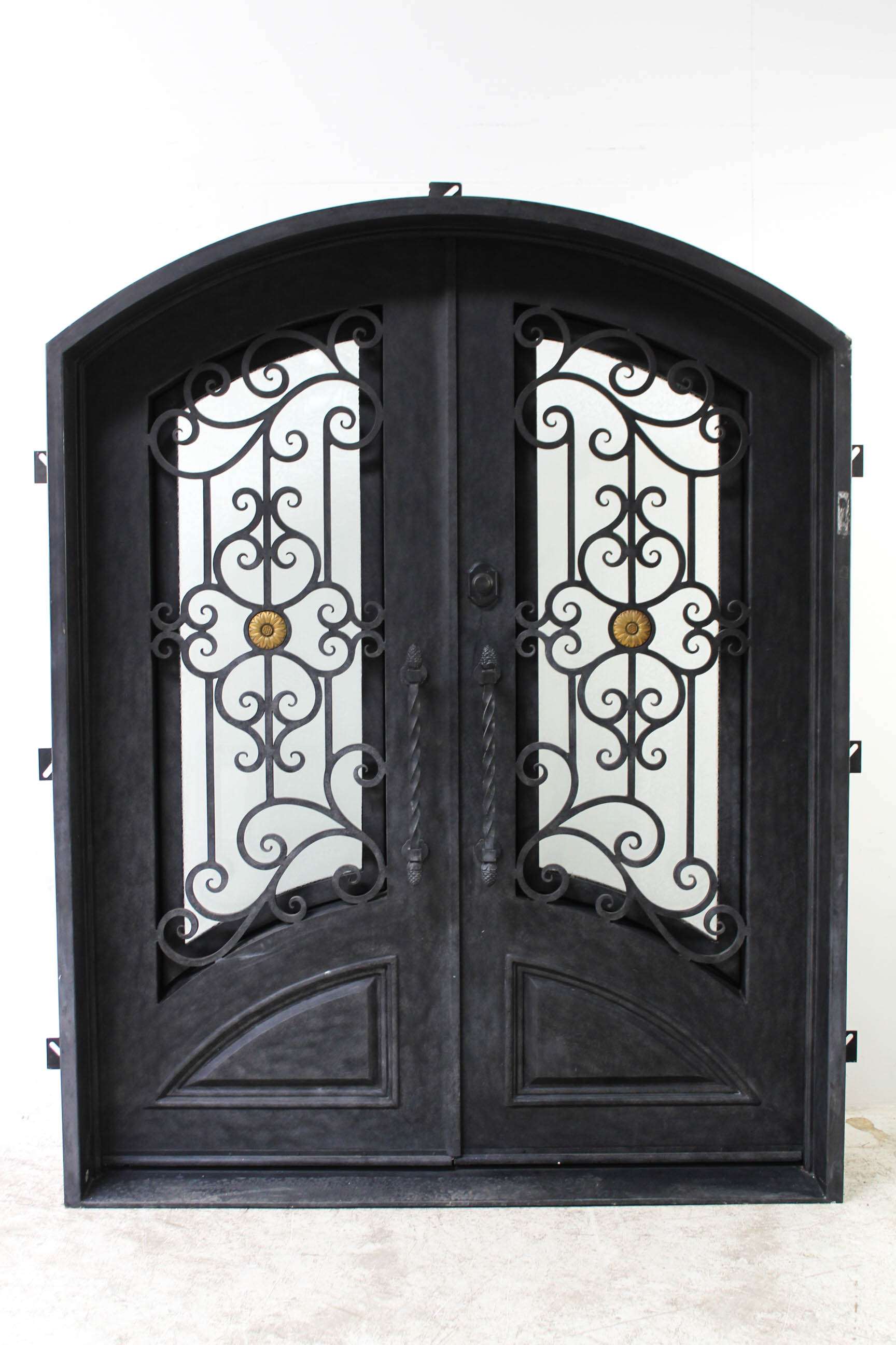 Outstanding Front Entrance | Renovators Paradise Front Entrance