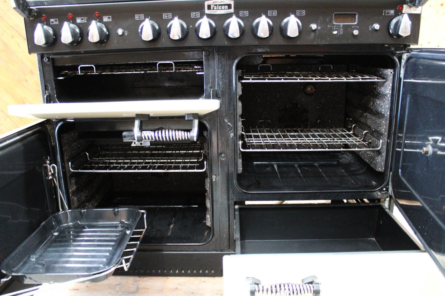 Falcon Freestanding Oven | Renovators Paradise Falcon Freestanding