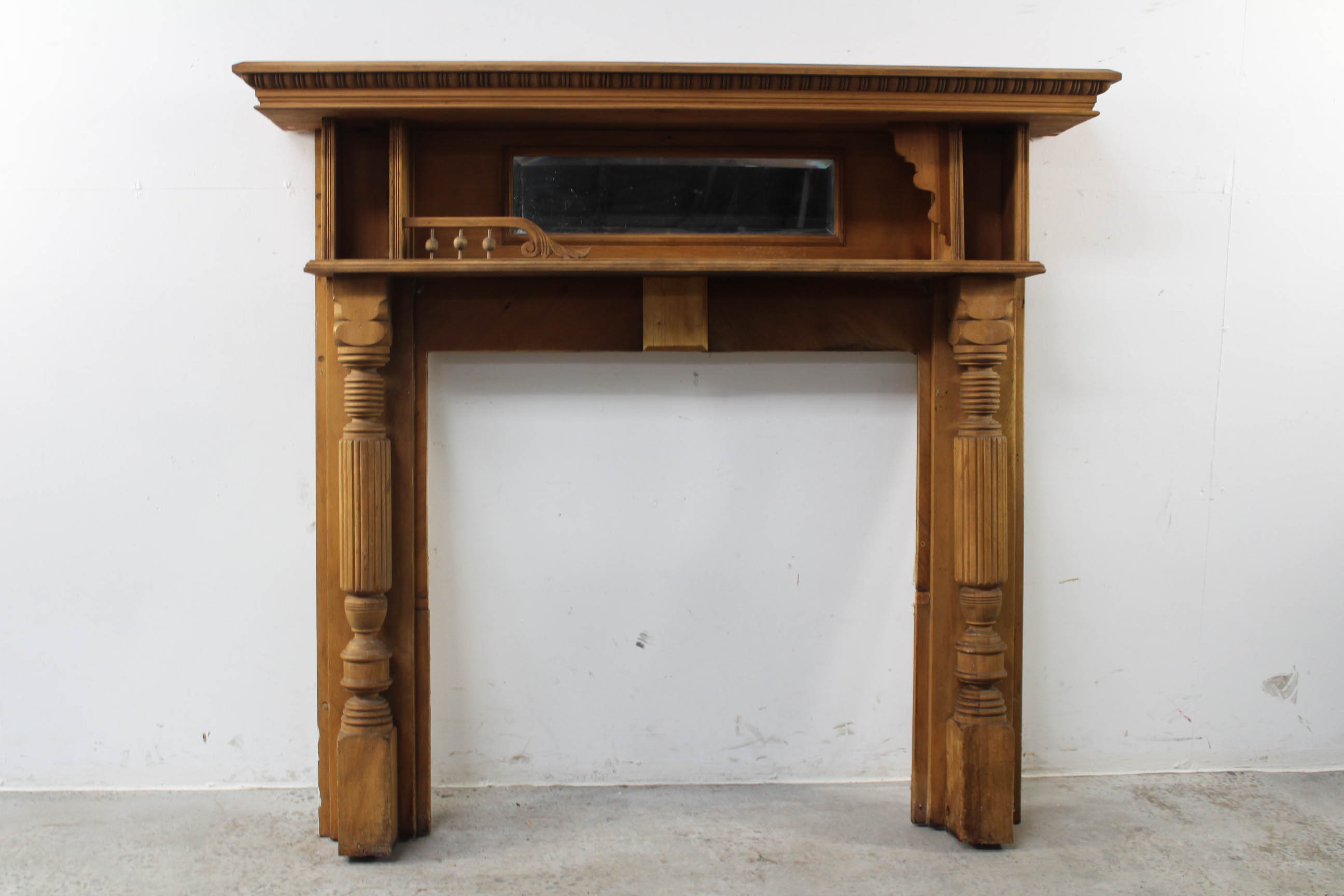 Moonee Ponds Period Mantle | Renovators Paradise Period Mantle