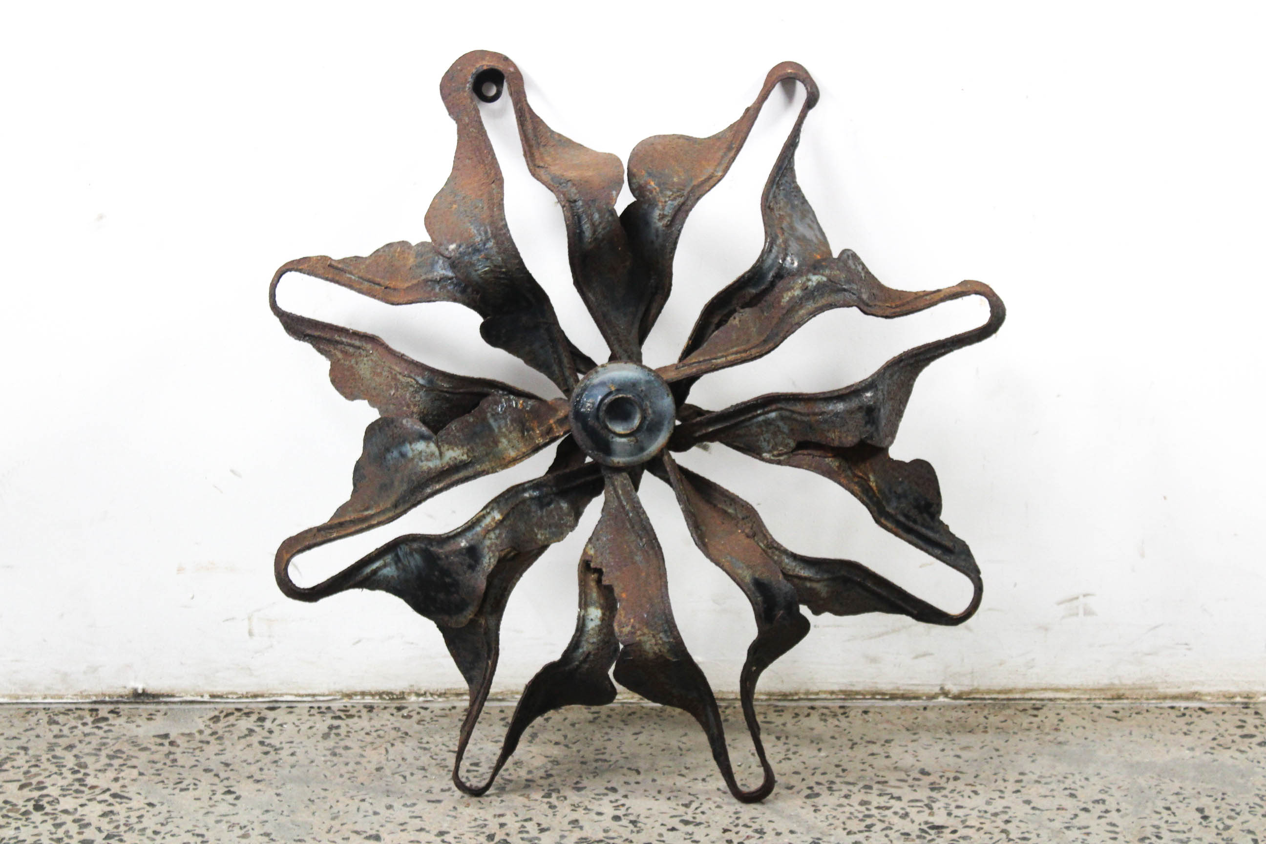 Mid Century Wall Mount Feature | Renovators Paradise Mount Feature