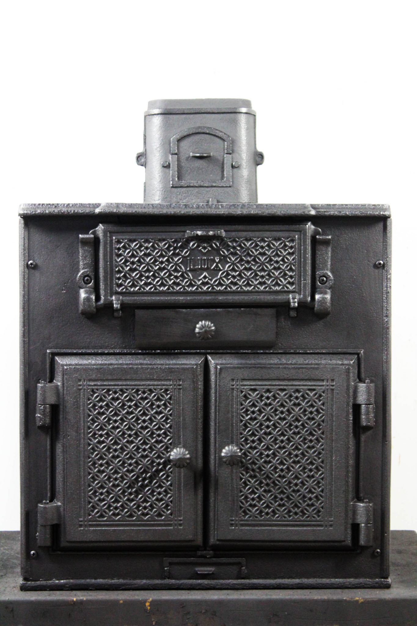 Restored Lux Wood Oven | Renovators Paradise Lux Wood Oven
