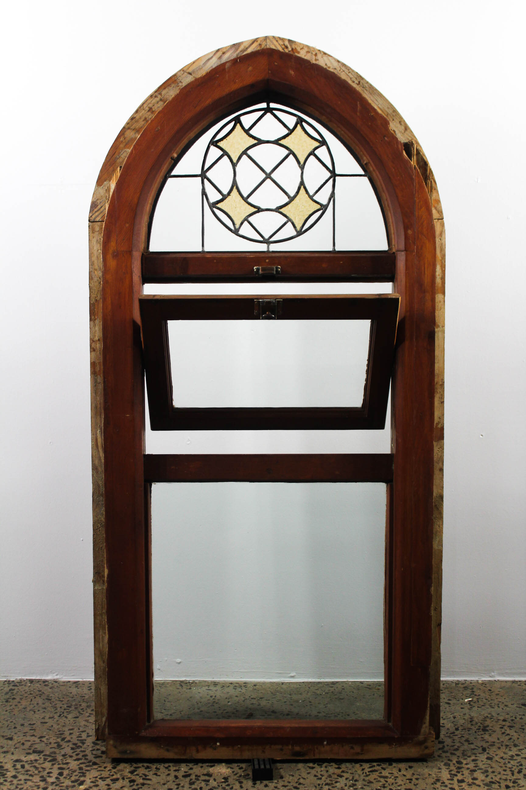 Arched Top Leadlight Window | Renovators Paradise