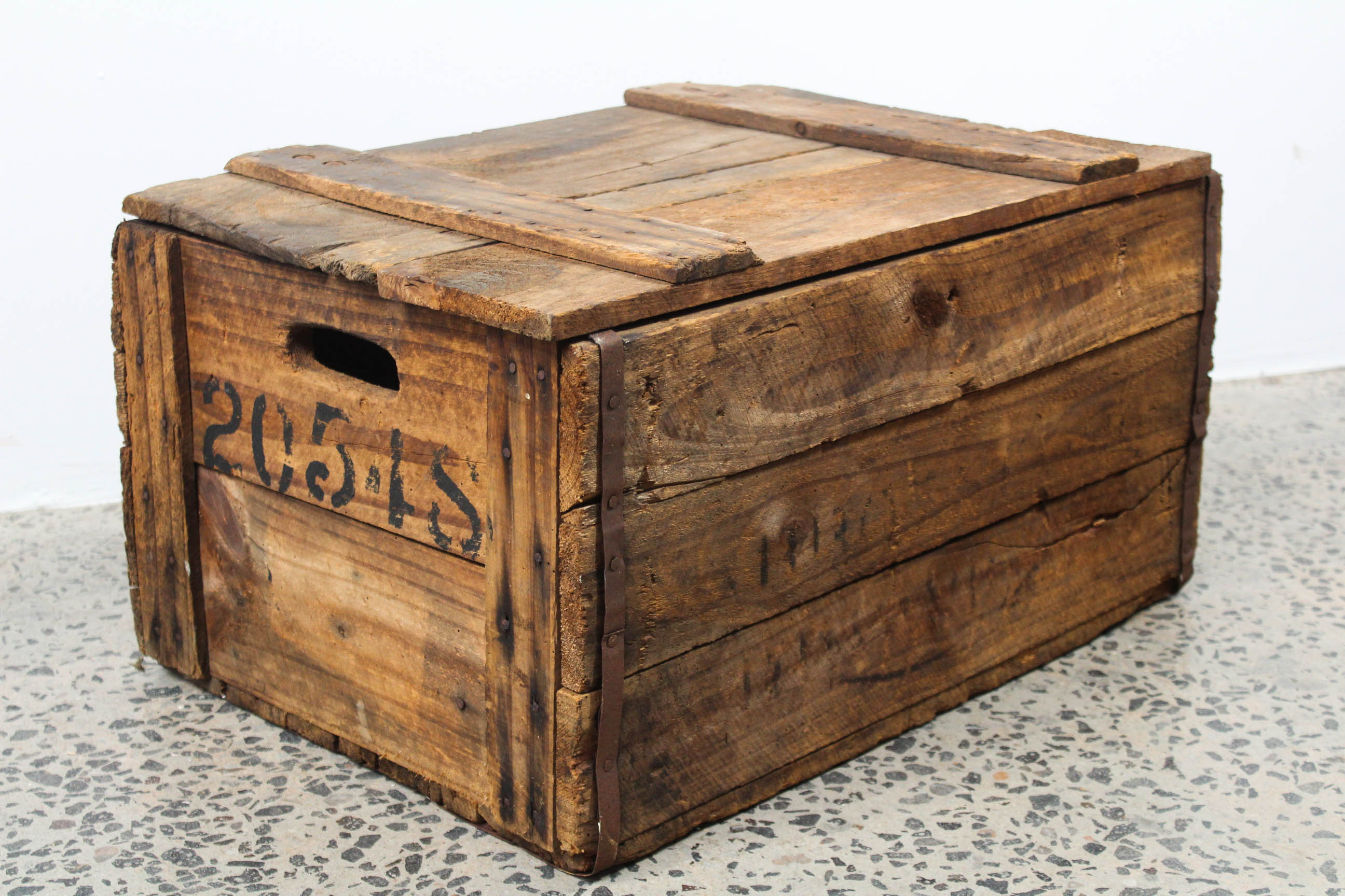 Vintage Packing Crate | Renovators Paradise Vintage Packing Crate