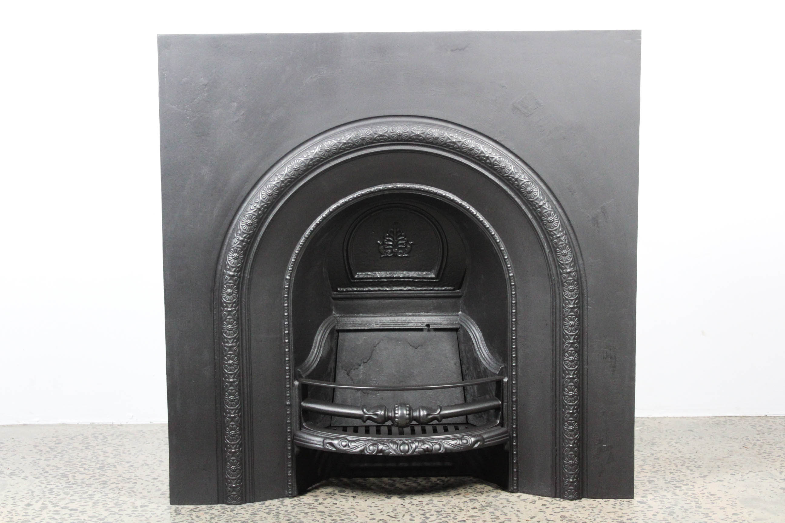Elegant Richmond Fire Grate | Renovators Paradise Fire Grate