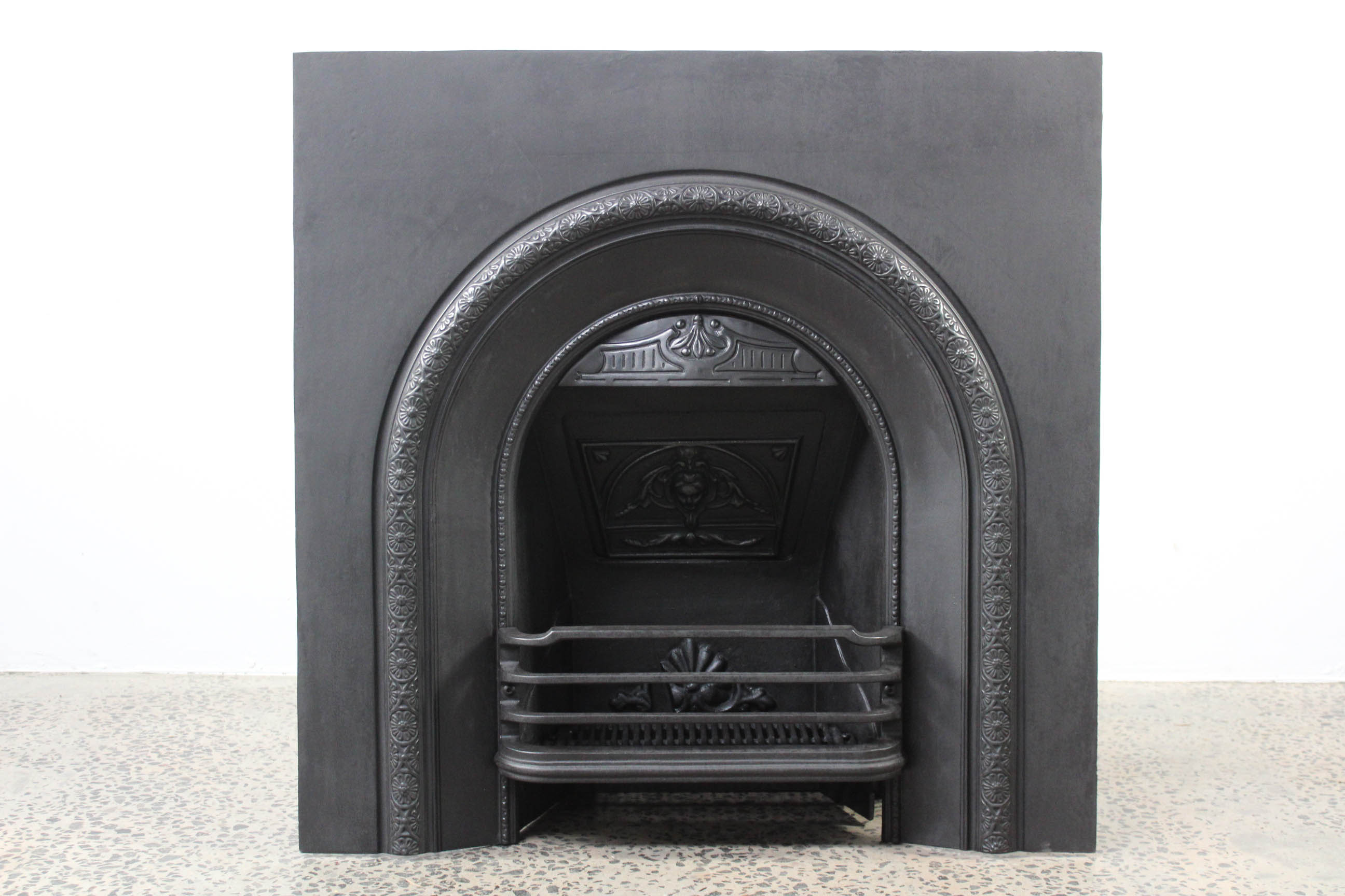 Deep Victorian Fire Grate | Renovators Paradise - Restored Fire Grates