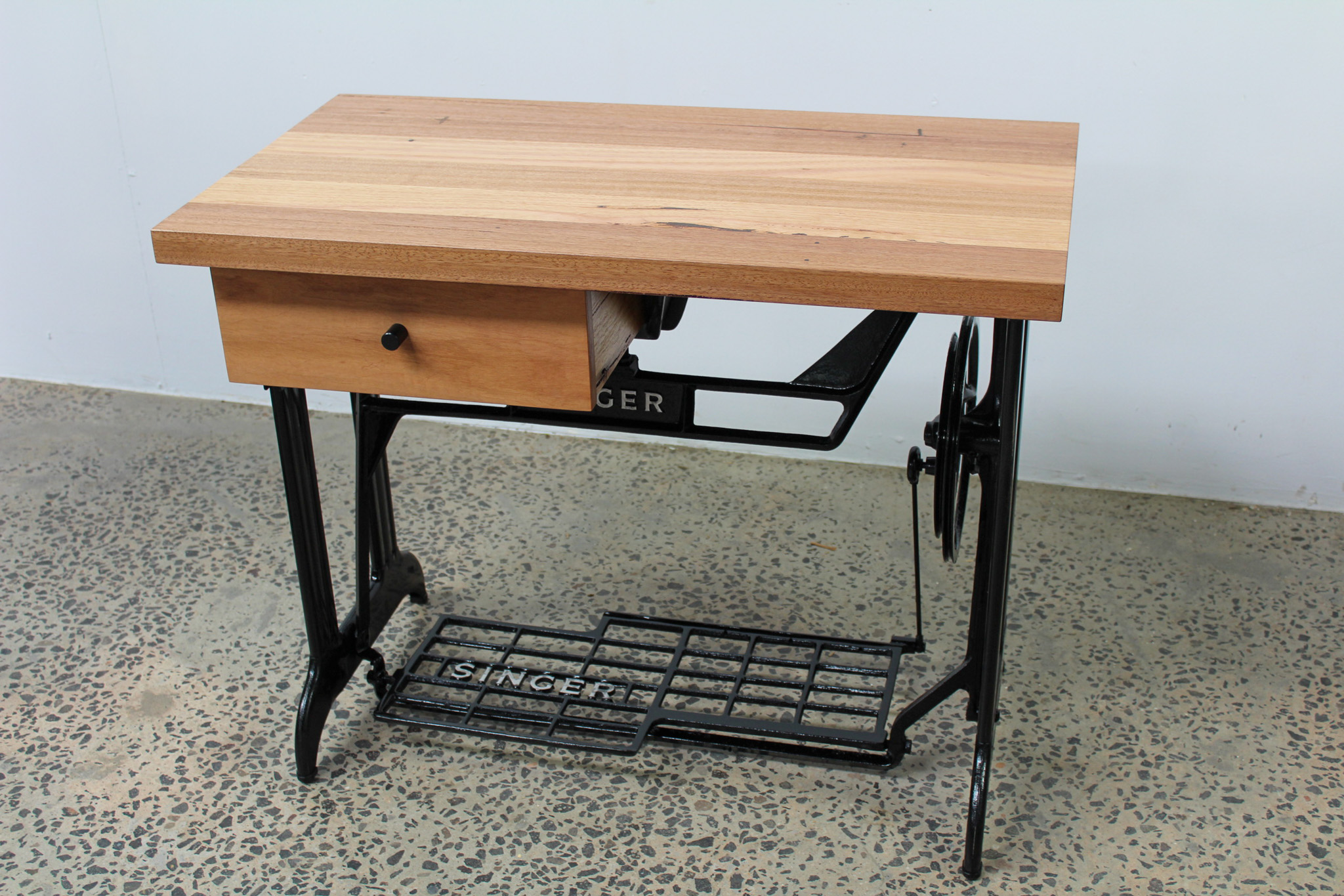 Revamped Singer Feature Table | Renovators Paradise recycled
