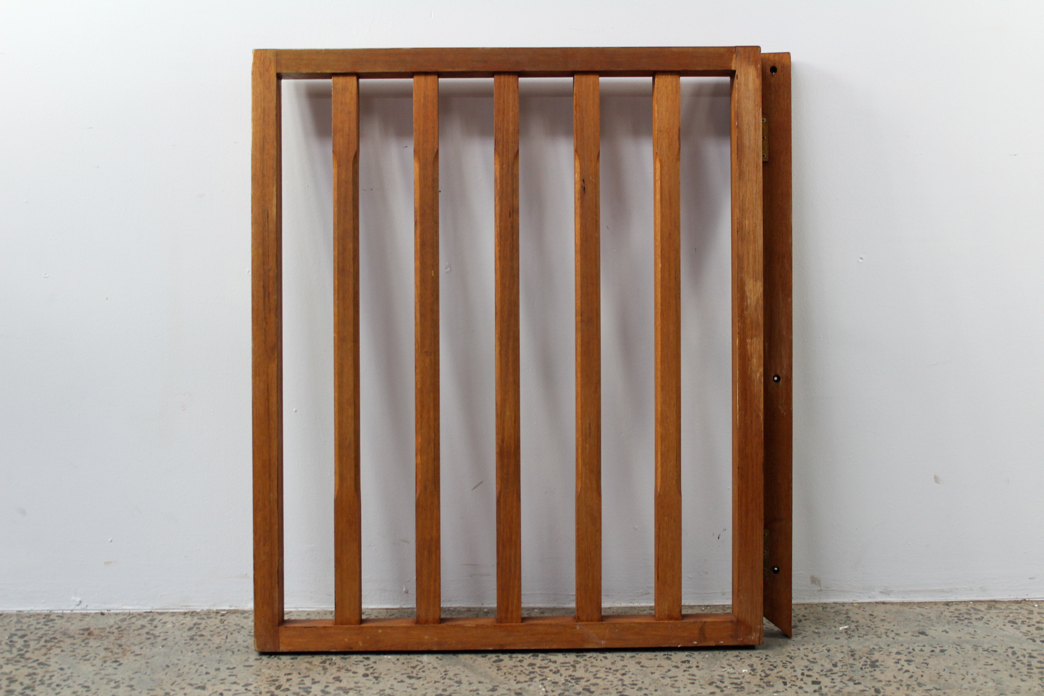 Swinging Timber Gate | Renovators Paradise Swinging Timber Gate
