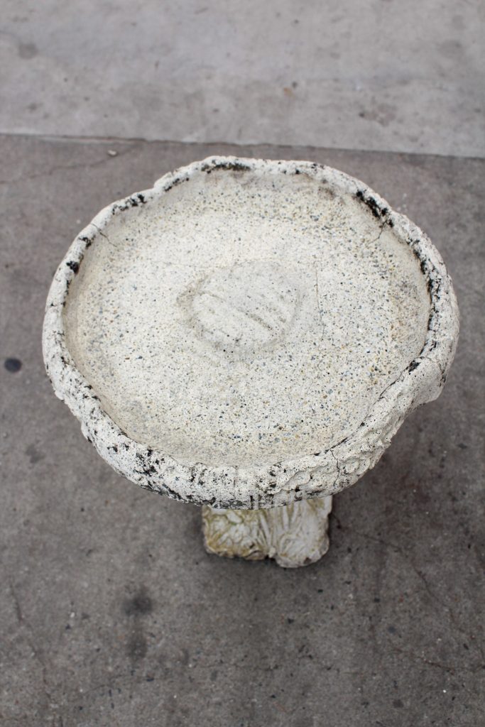 Cute Bird Bath | Renovators Paradise Cute Bird Bath