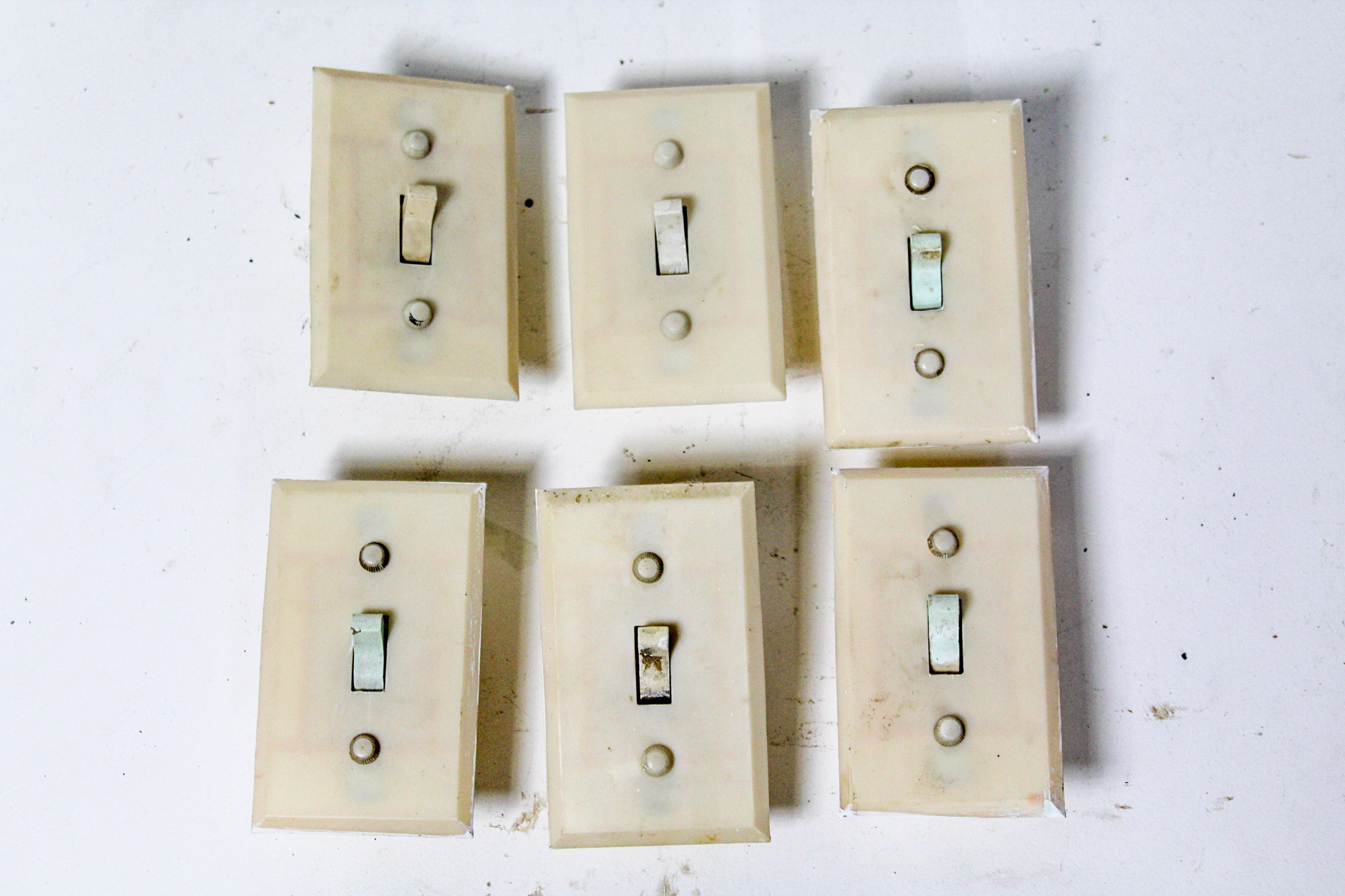 Vintage Bakelite Switches | Renovators Paradise Bakelite Switches